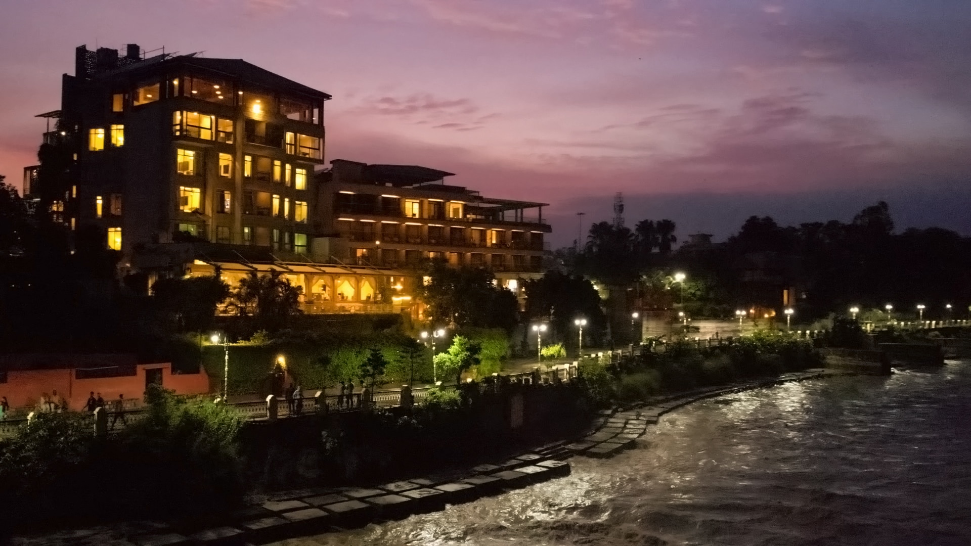 GANGA KINARE- A Riverside Boutique Resort Rishikesh - Reviews, Photos ...