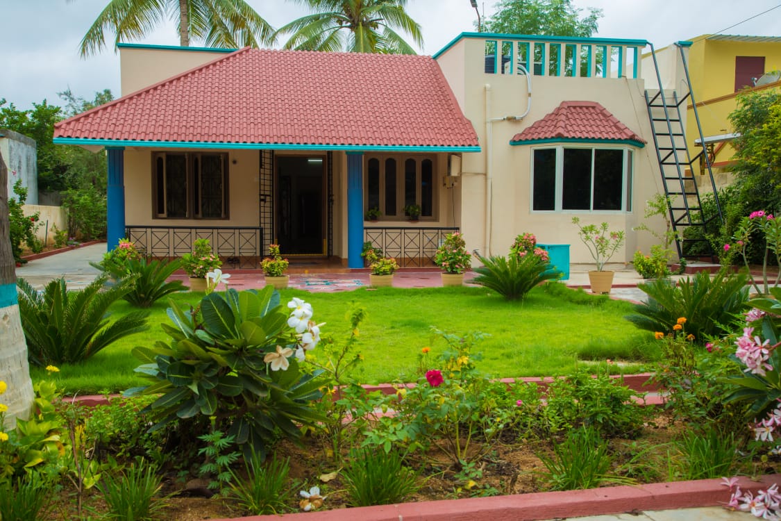 BRUNDHA HOMESTAY With Garden 𝗕𝗢𝗢𝗞 Tirupati Villa