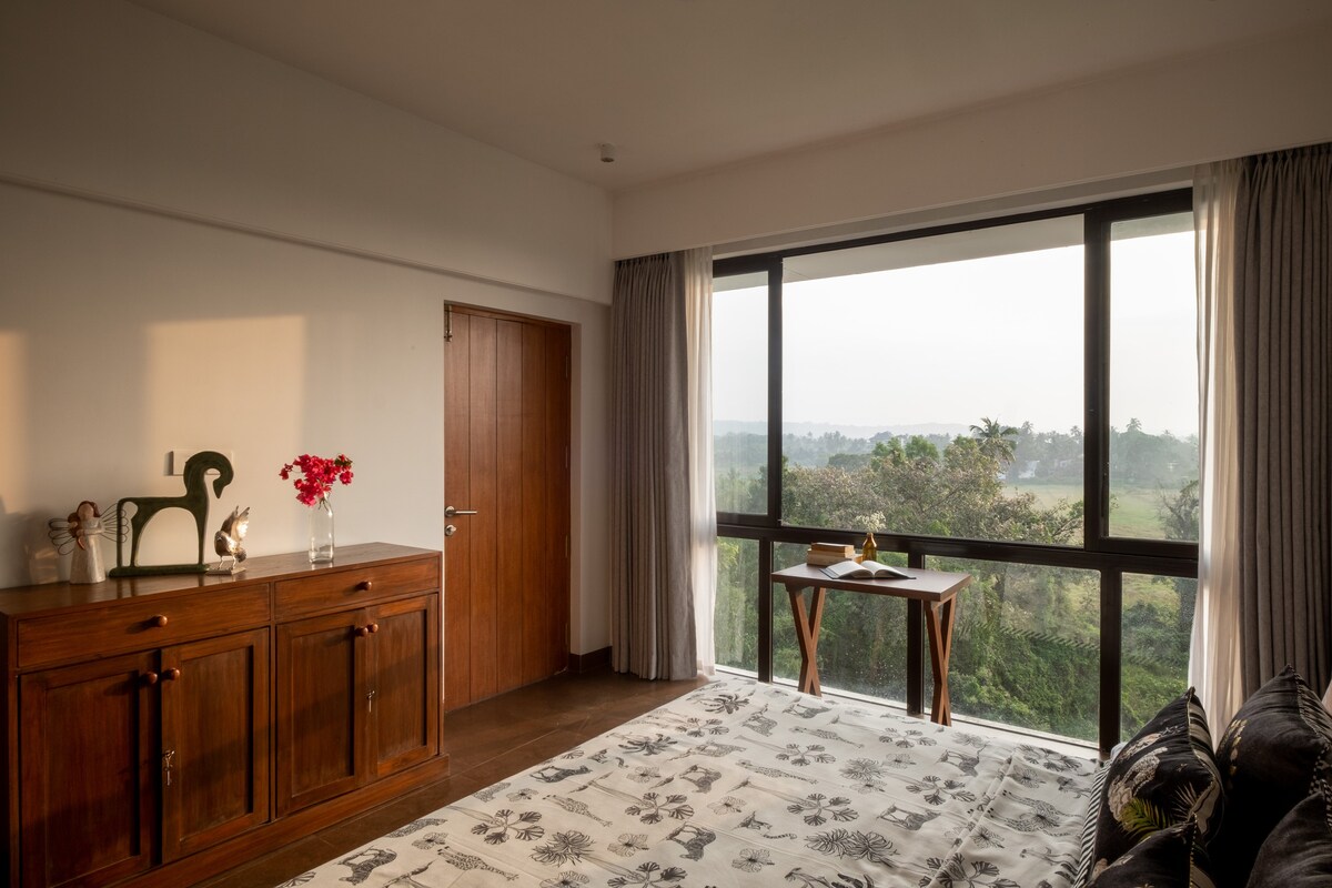 Rooms of tisyastays | Sea La Vie 3BHK Penthouse Pvt Pool, 5mins to ...