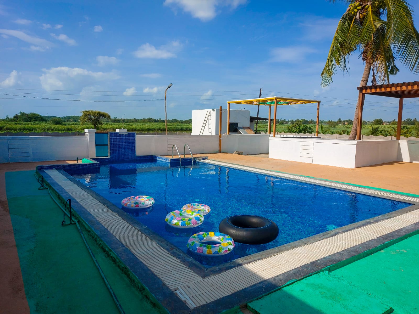 Reviews of Vanitas Green Sugar Farm - Farm House in Daund