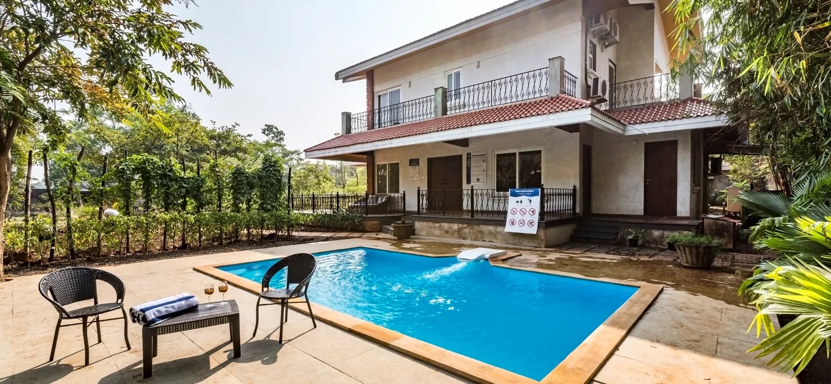 Deshco Villa Cedar, Lonavala 𝗕𝗢𝗢𝗞 Lonavala Villa