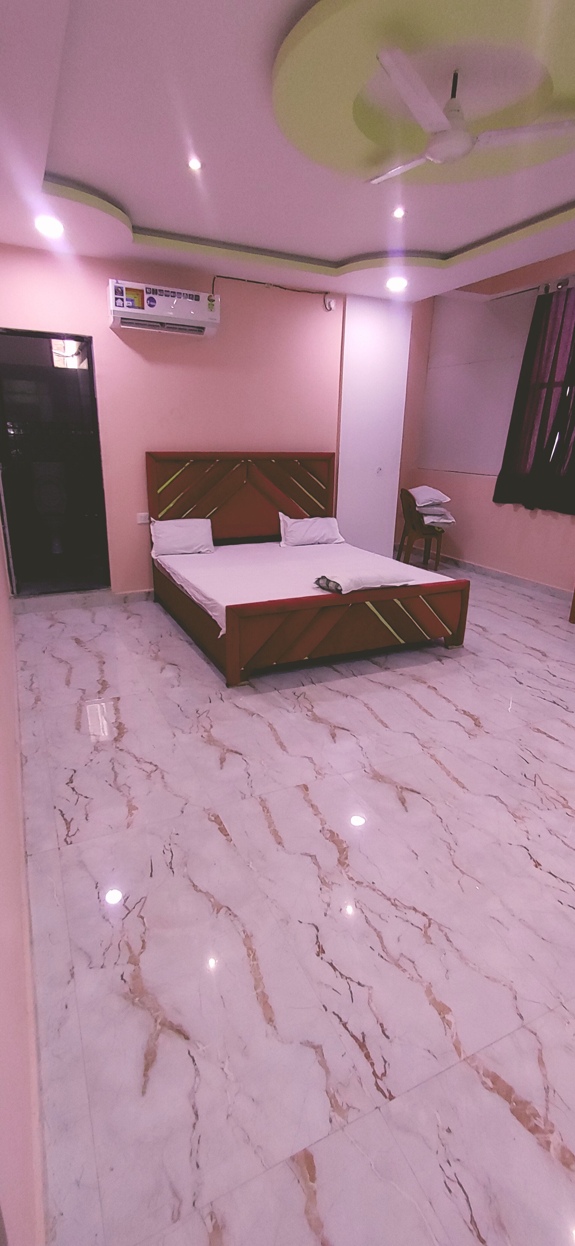 Ggs empire banquet and hotel 𝗕𝗢𝗢𝗞 Patna Hotel