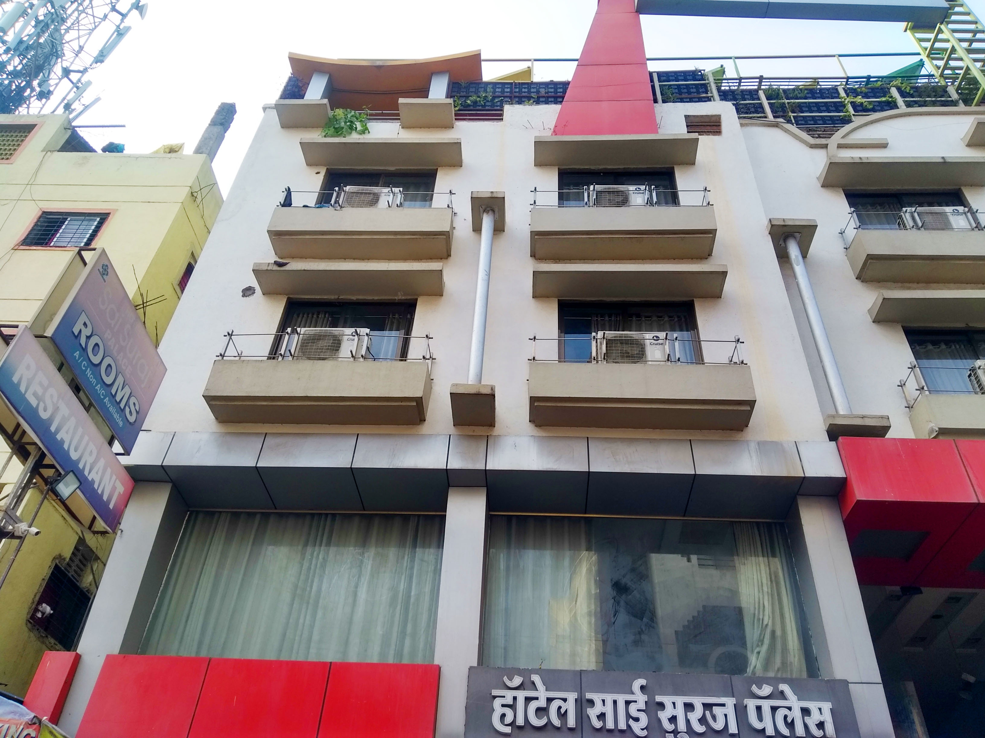 HOTEL SAI SURAJ PALACE 𝗕𝗢𝗢𝗞 Shirdi Hotel