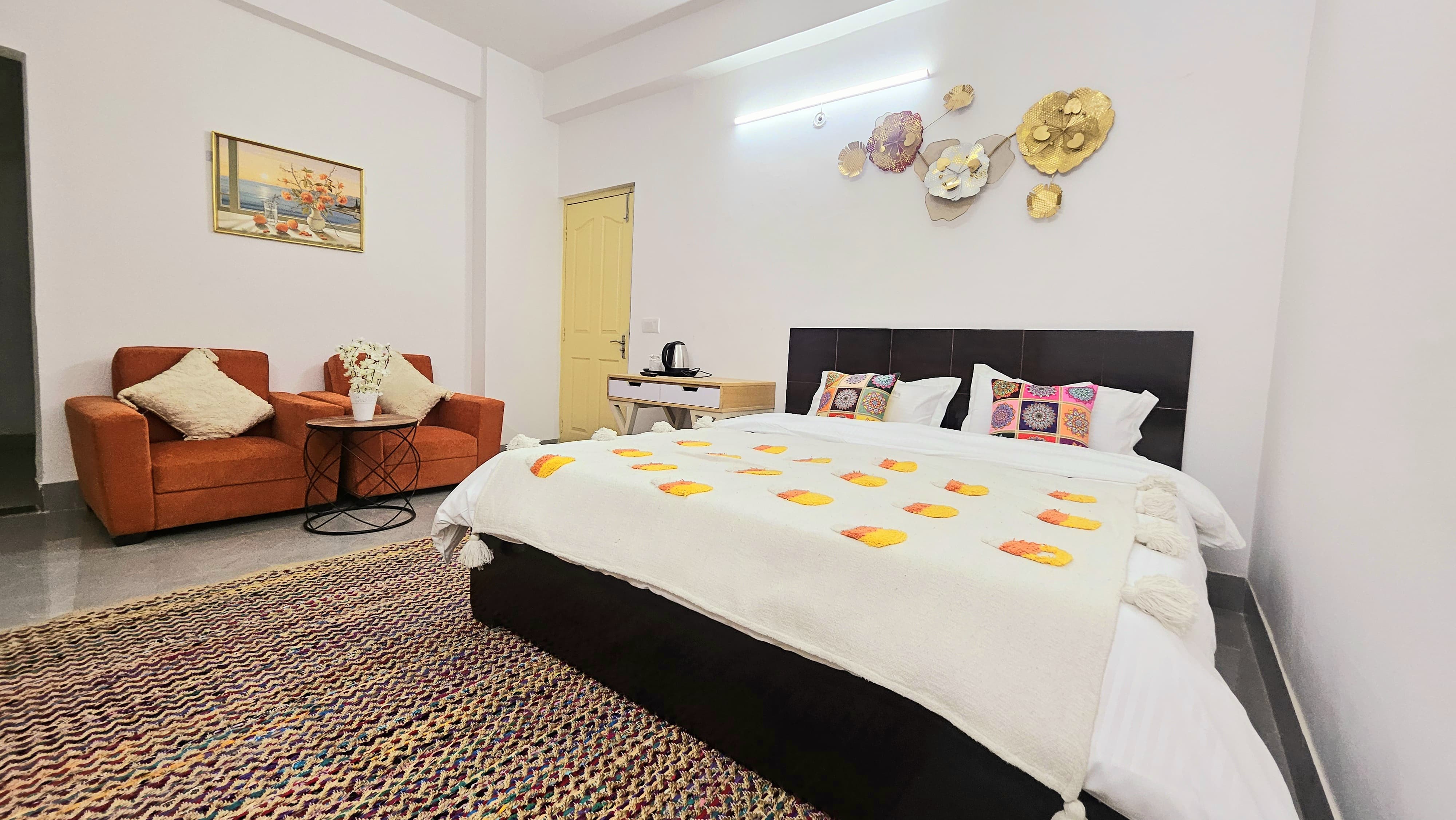 LuxStudio by Epic Stay Homestay Gurgaon - Reviews, Photos & Offer
