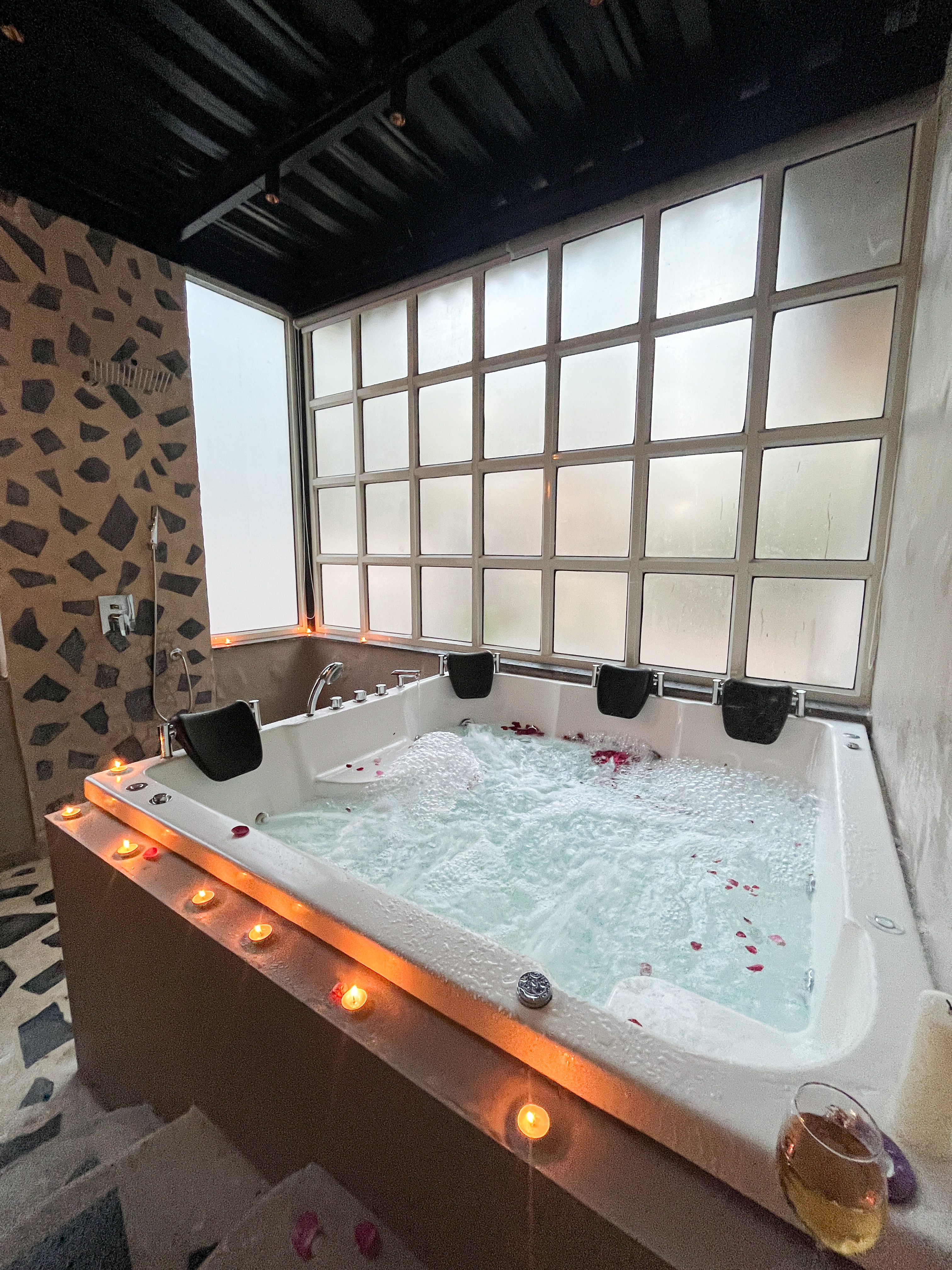 Palash I Lavish 3 BHK Villa with Jaccuzi I Game Room Mahabaleshwar ...