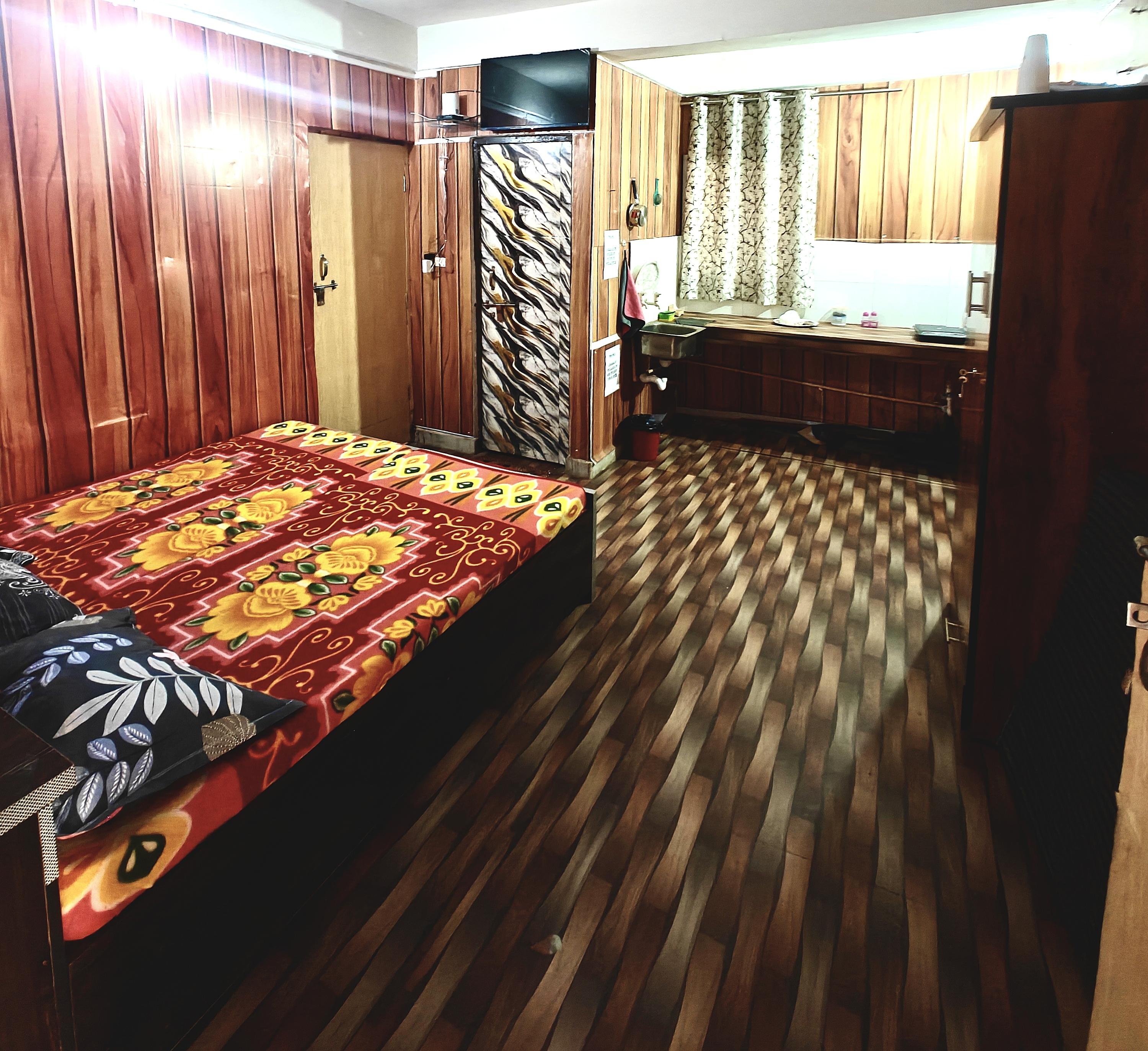 Shri Premanand Ji Niwaas Sthaan Homestay Vrindavan - Reviews, Photos ...