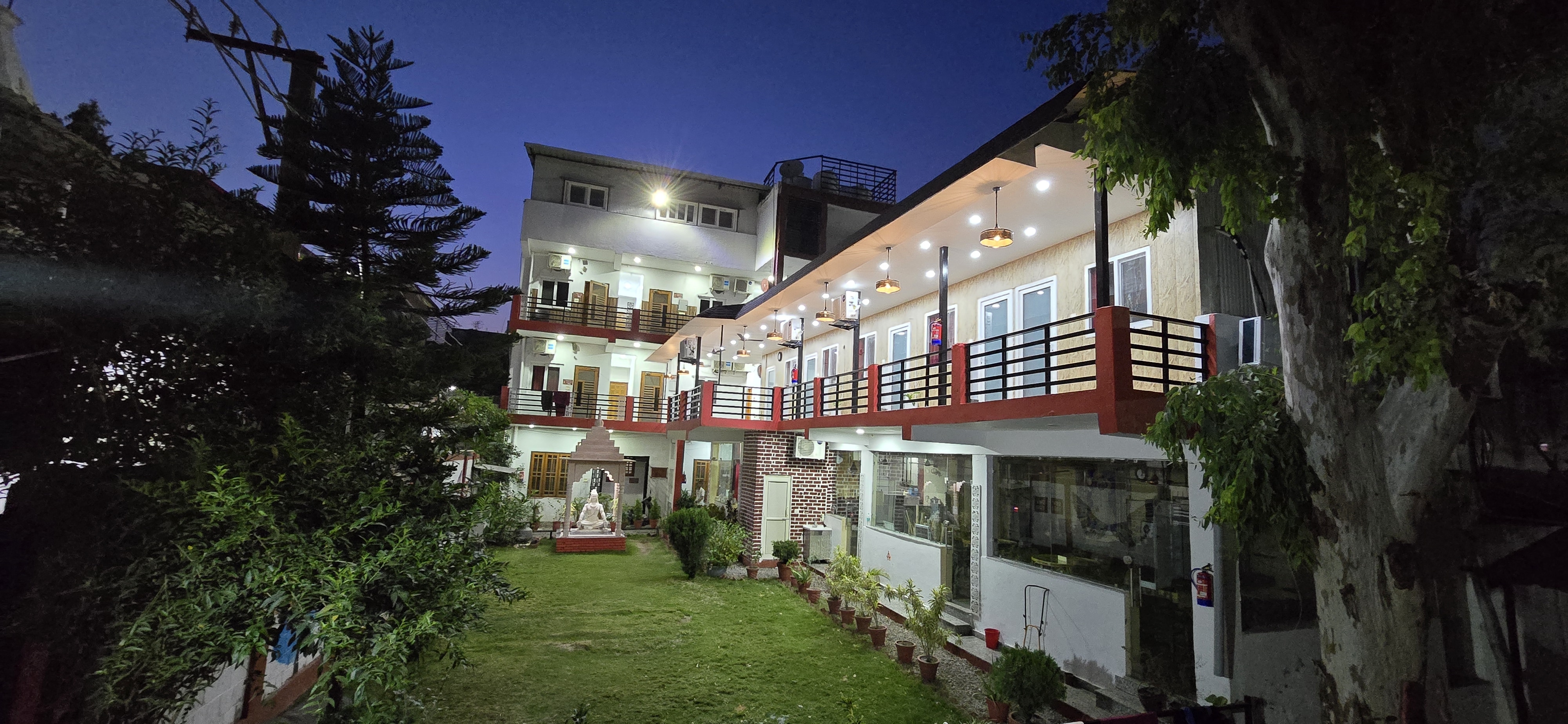 YoG1 Rishikesh 𝗕𝗢𝗢𝗞 Rishikesh Homestay