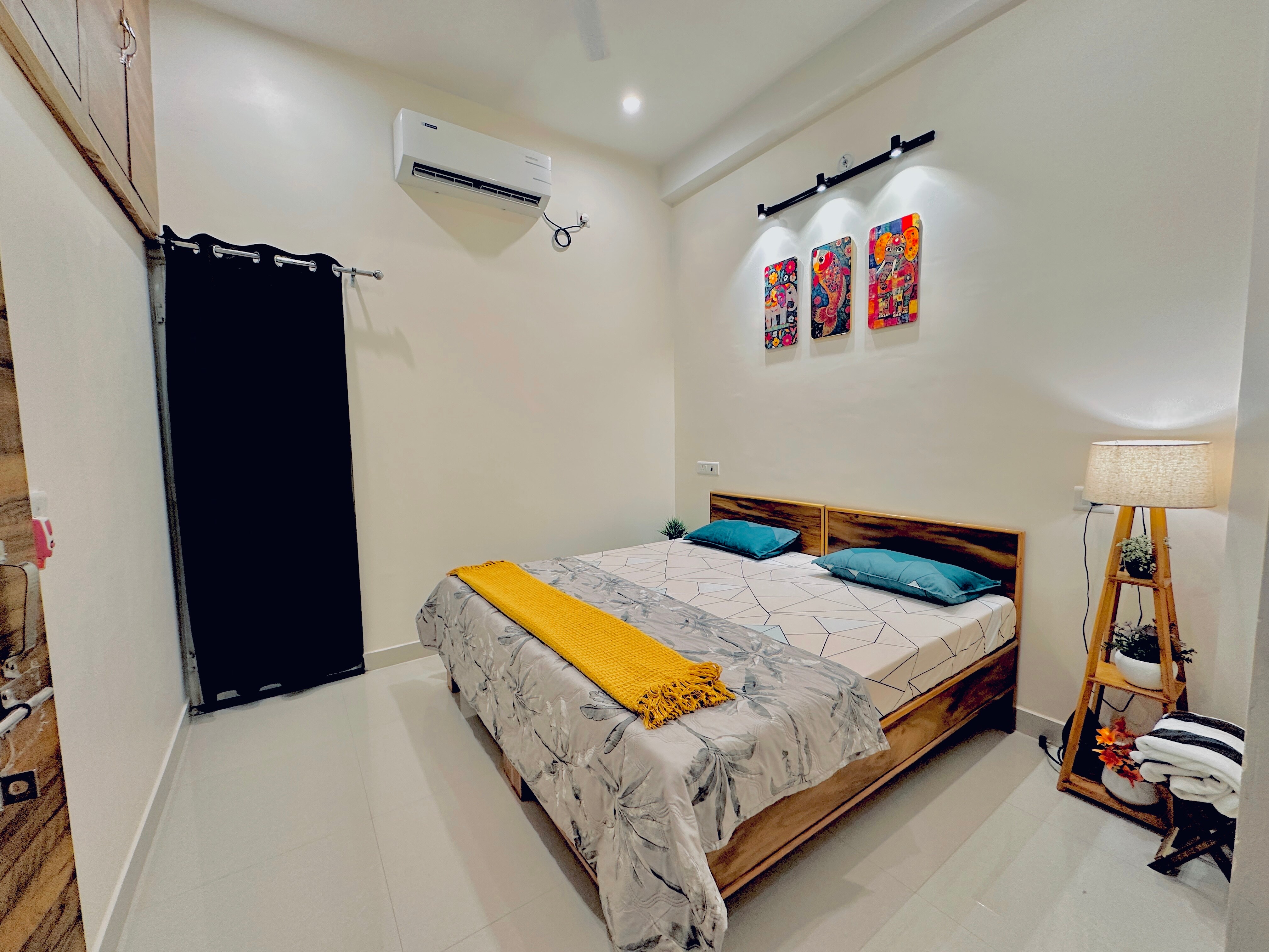 The Mysterious Heaven kashi 𝗕𝗢𝗢𝗞 Varanasi Apartment