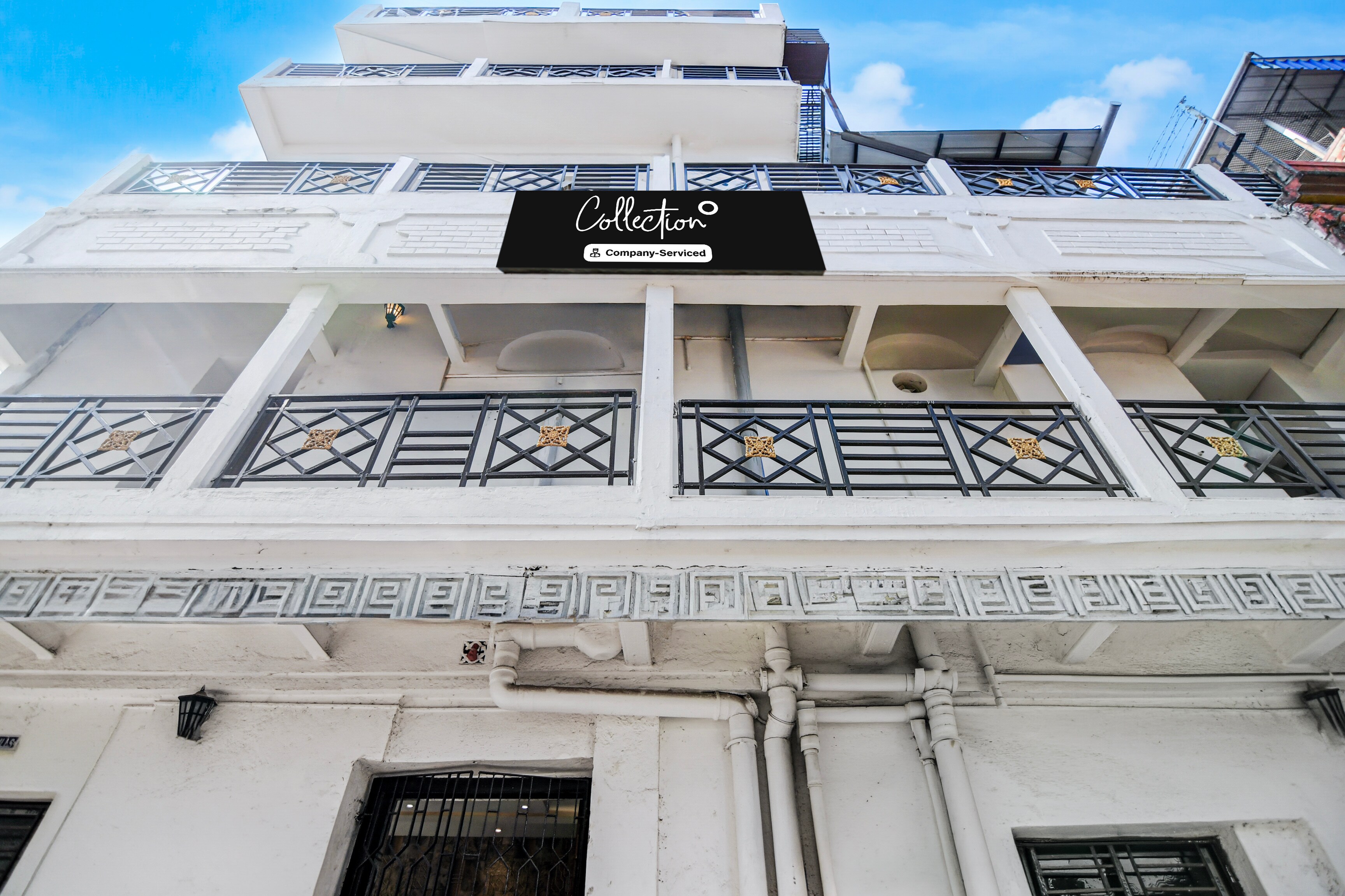 Rooms of Super Collection O Shobhabazar Metro Station Kolkata - Hotel ...