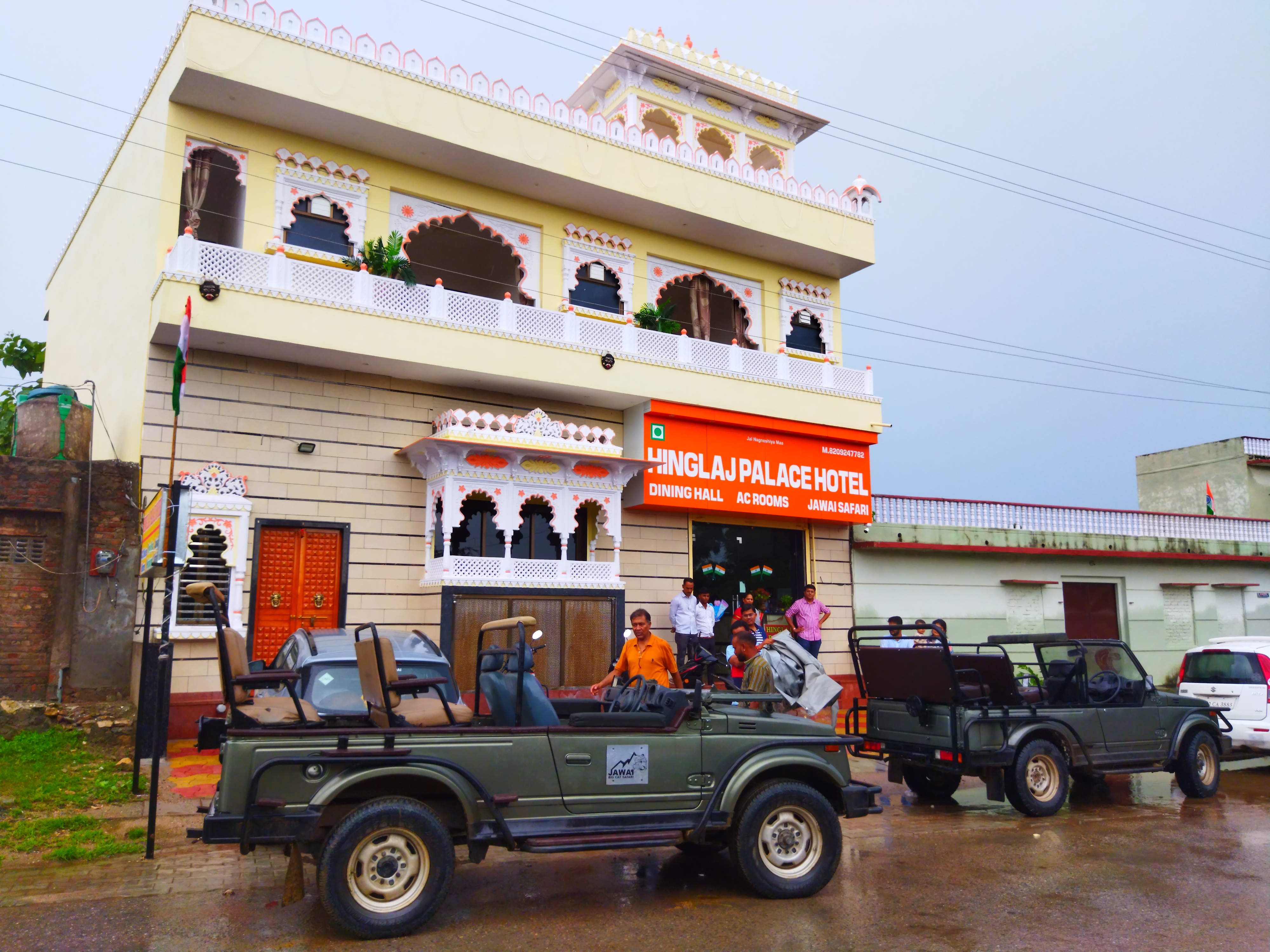 Hinglaj Palace Hotel Jawai 𝗕𝗢𝗢𝗞 Falna Hotel