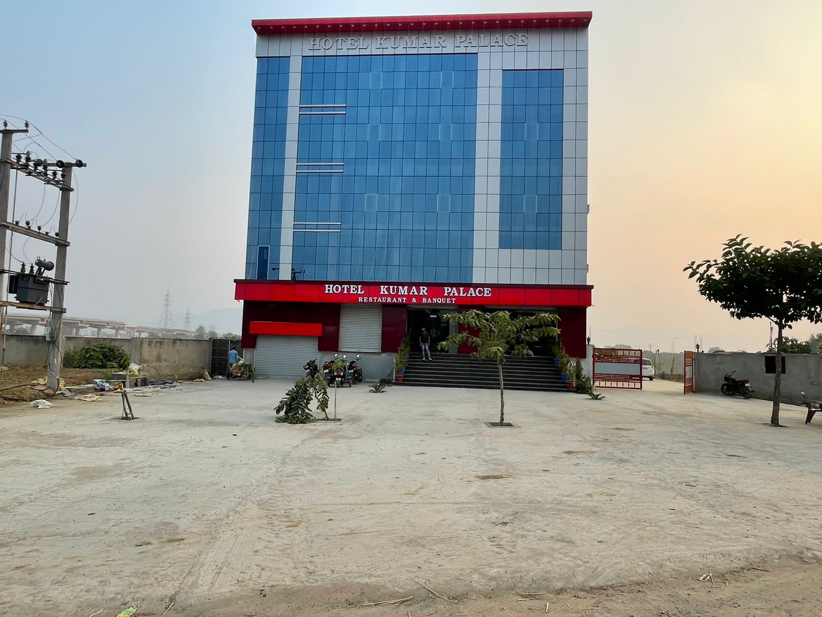 HOTEL KUMAR PALACE 𝗕𝗢𝗢𝗞 Rajgir Hotel
