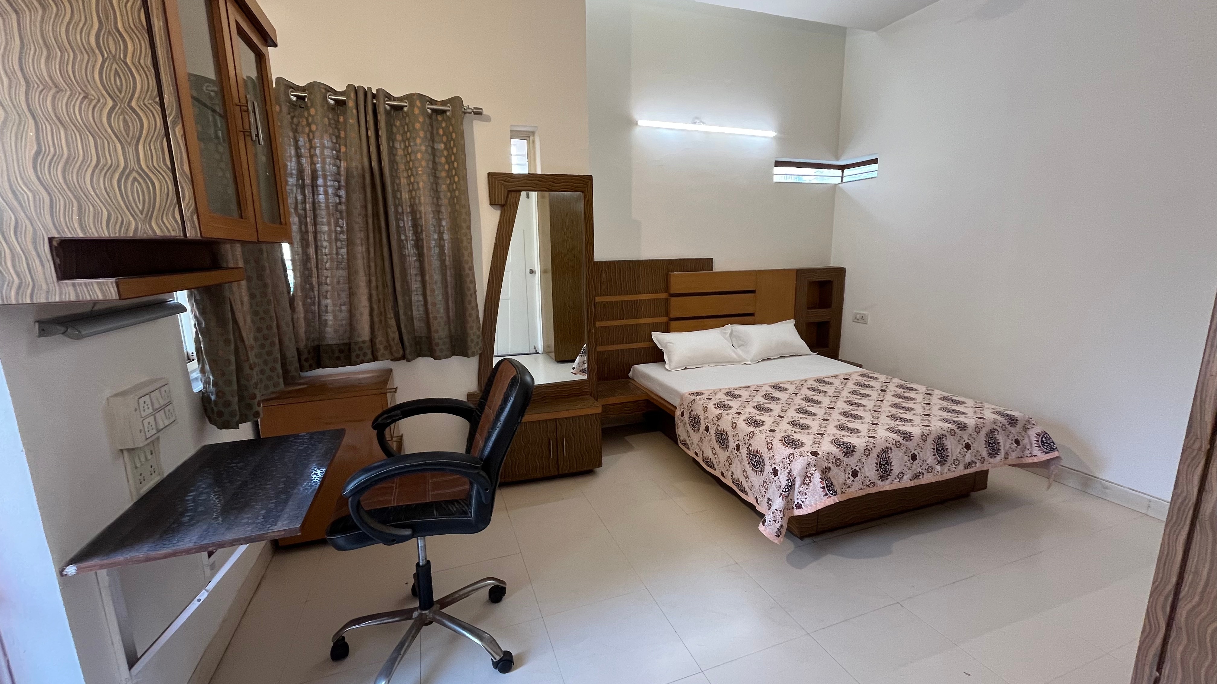 Manjul Bungalow - 3 𝗕𝗢𝗢𝗞 Nashik Homestay