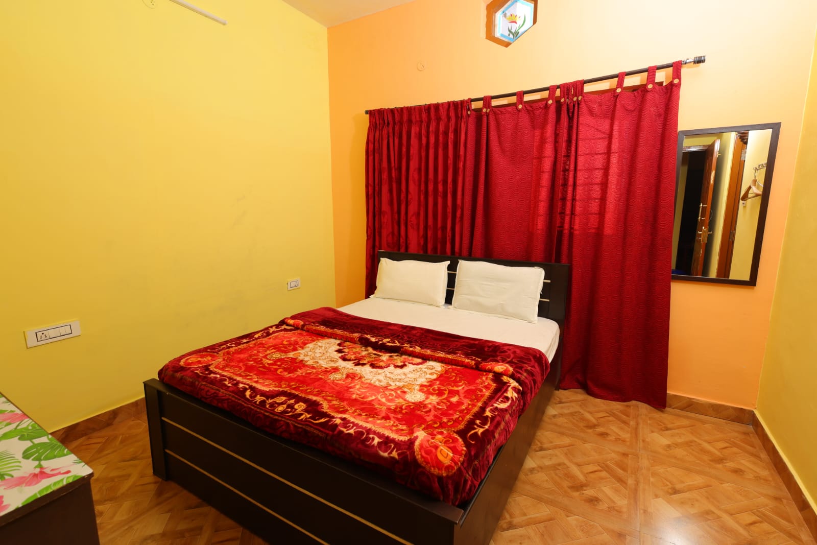Mount Cliff Rooms in a Villa 𝗕𝗢𝗢𝗞 Ooty Villa