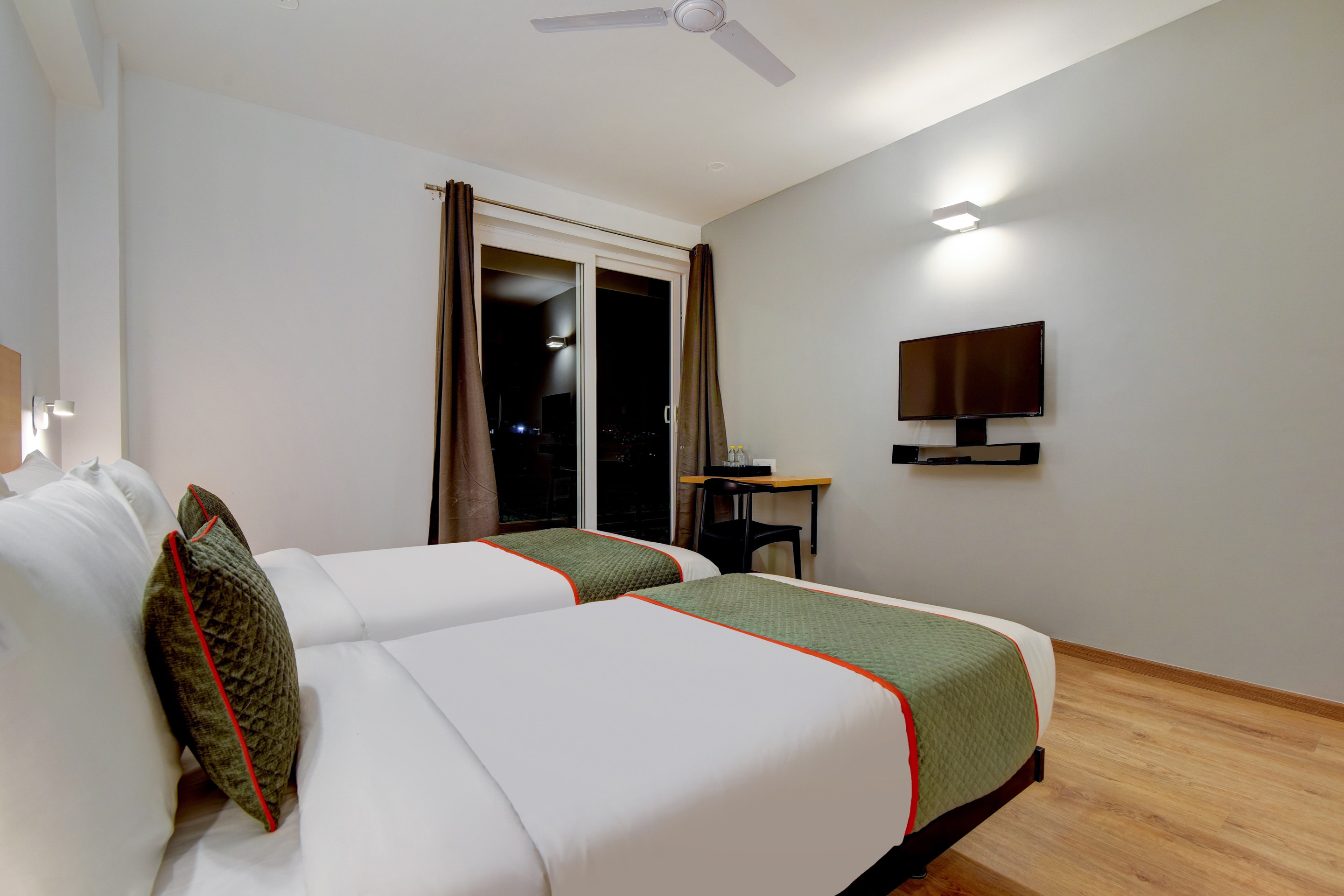 Townhouse Infinity stays Hotel Gurgaon - Reviews, Photos & Offer