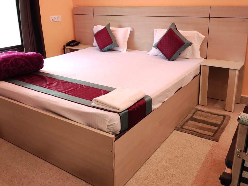 Hotel Shivdhani Ballia 𝗕𝗢𝗢𝗞 Ballia Hotel