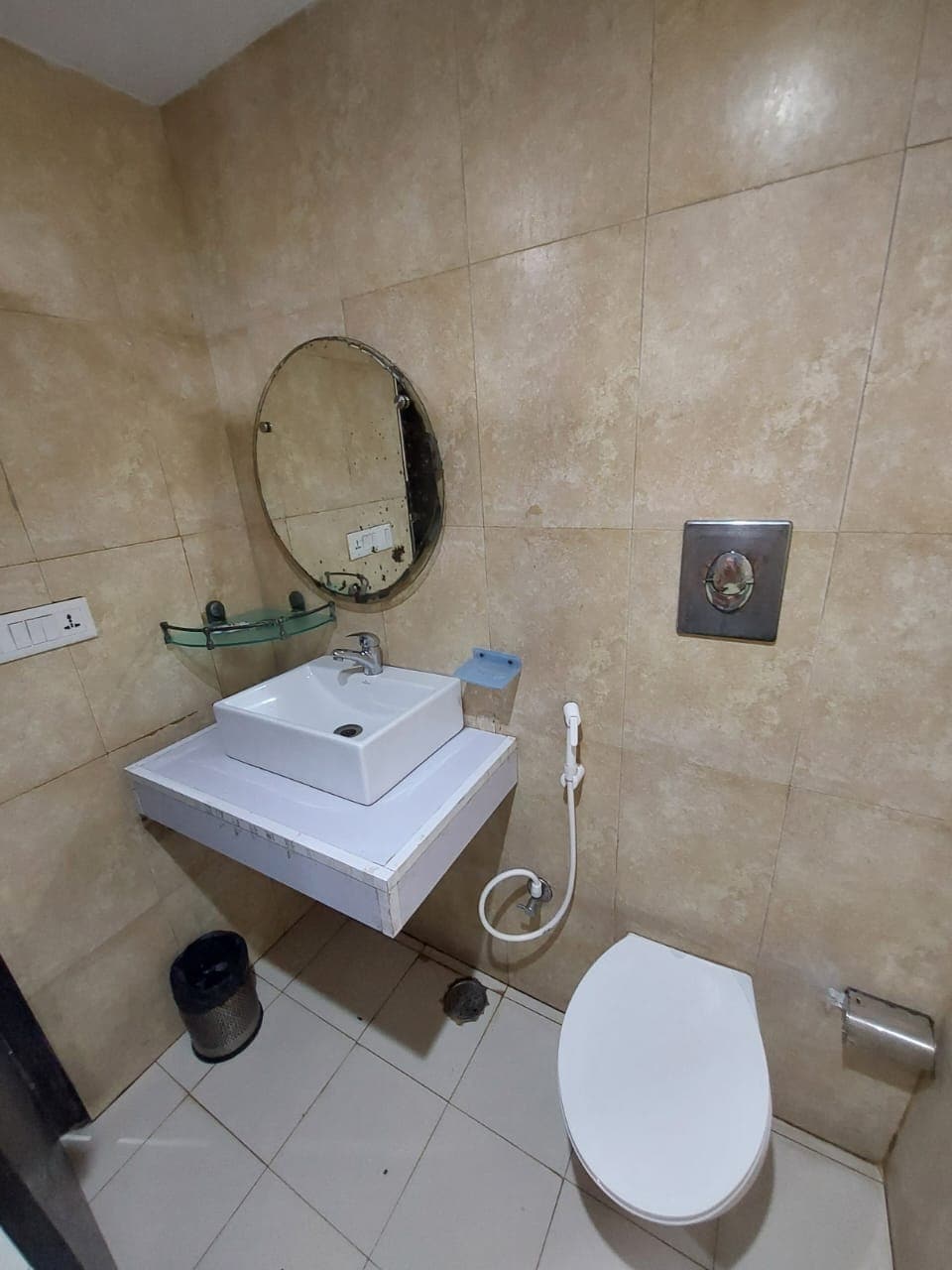 Hotel O Sk Tower Near Rithala Metro Station 𝗕𝗢𝗢𝗞 Delhi Hotel