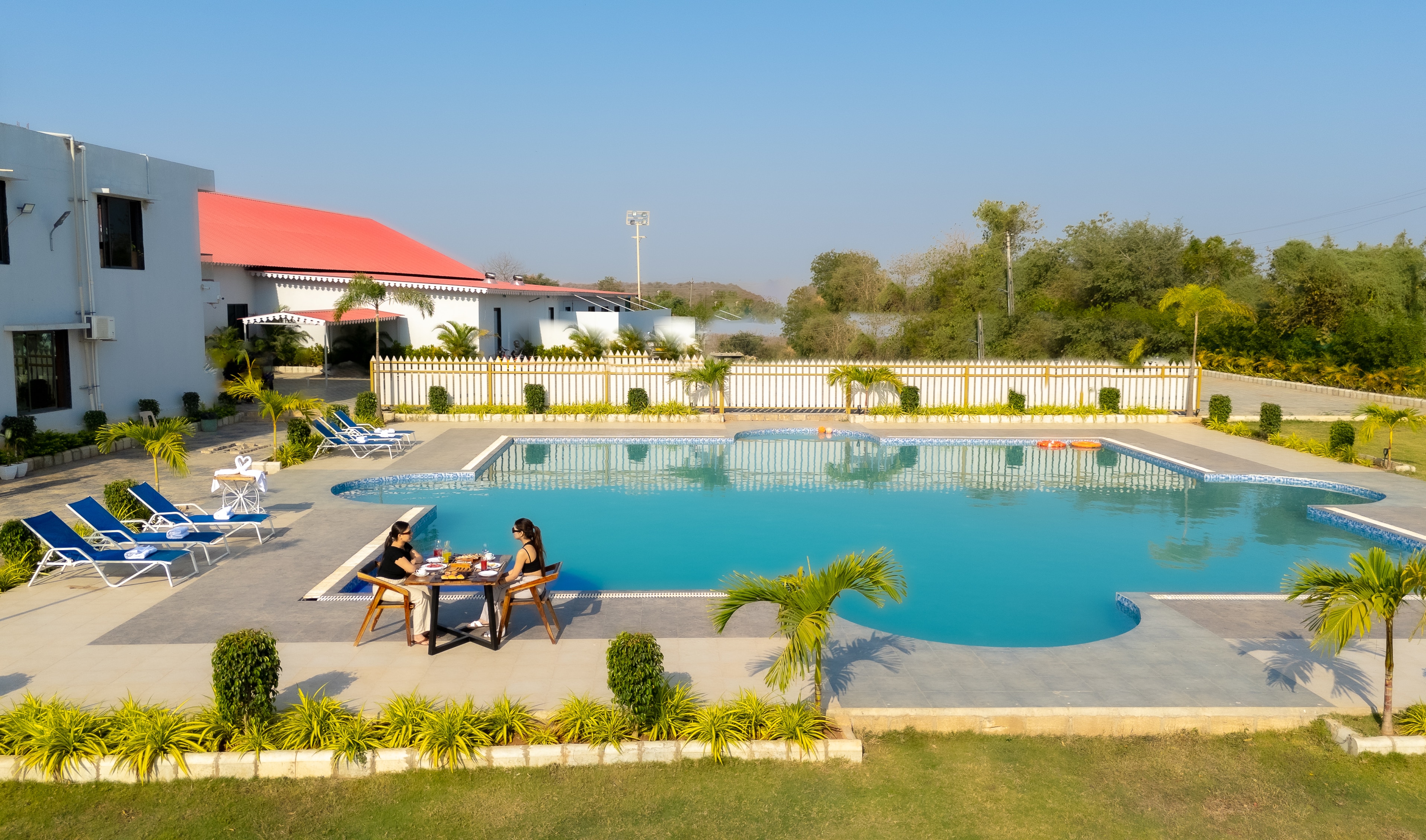 Daksh Eden Greenz -A Luxury Resort in Sasan Gir Sasan Gir - Reviews ...