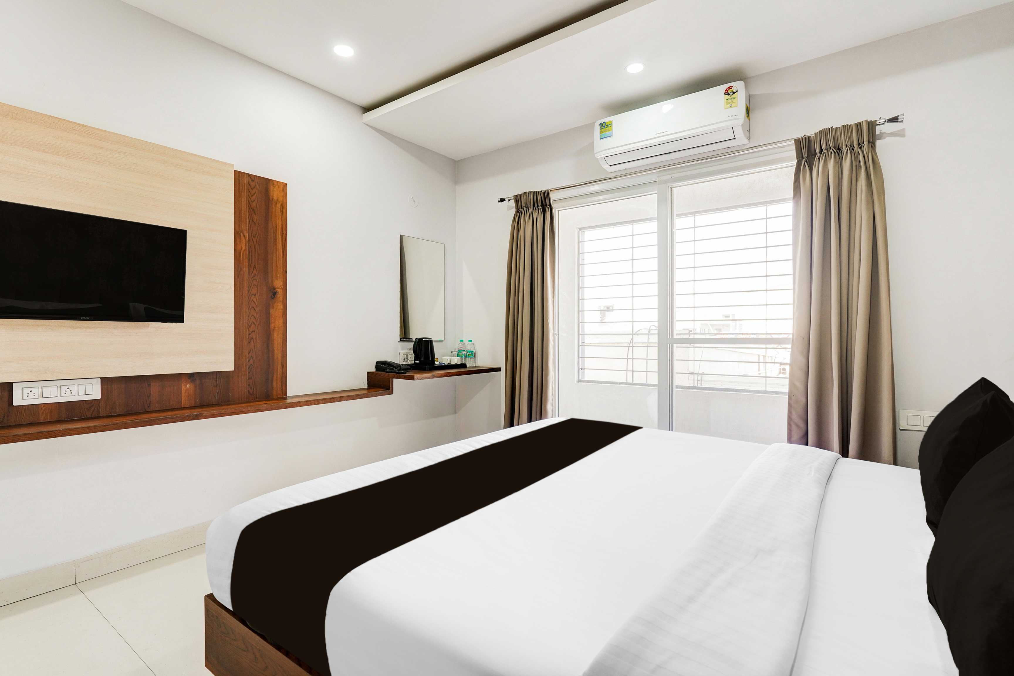 Amenities of Townhouse DLF Newtown