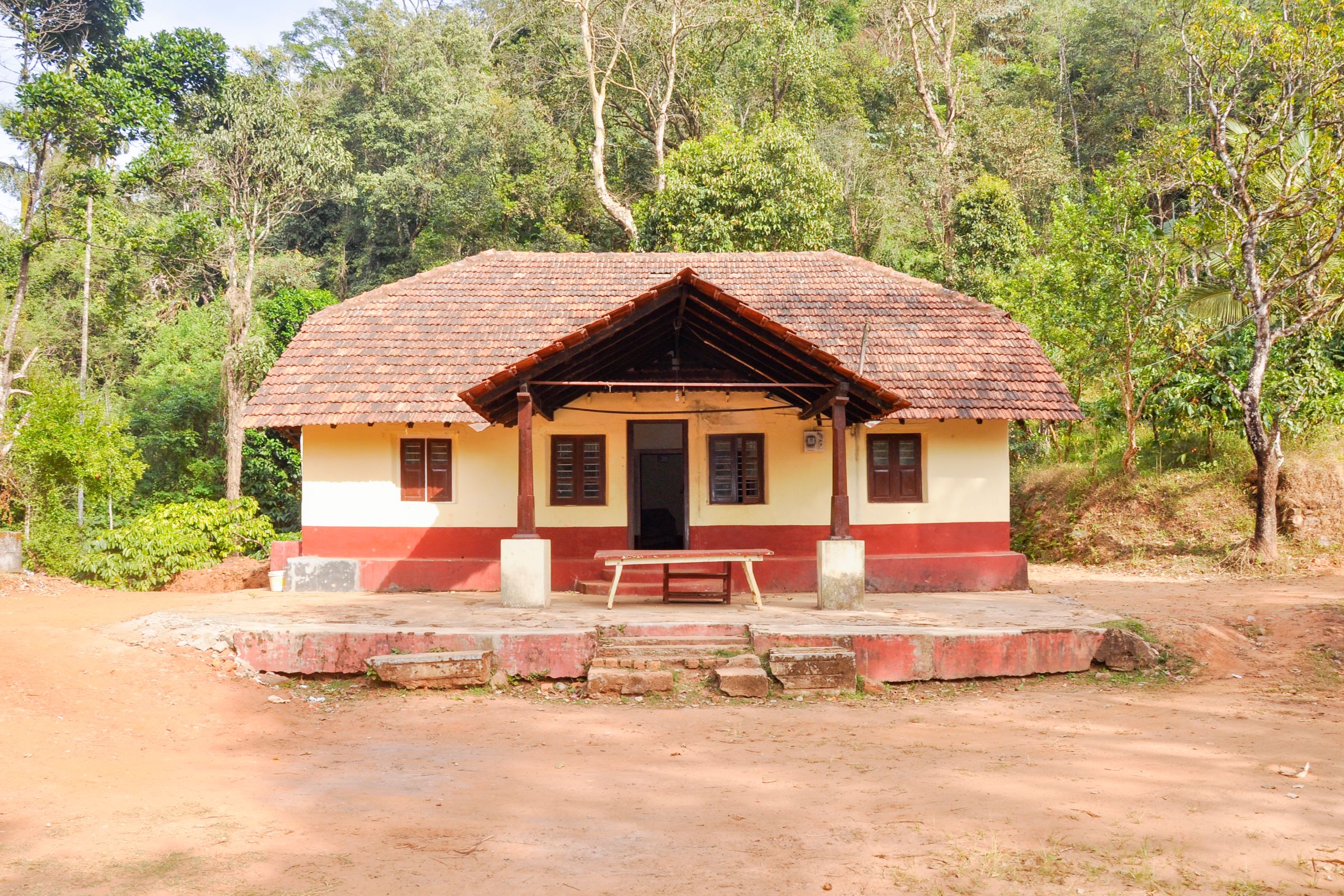 Shanti Van 4 BHK Homestay 𝗕𝗢𝗢𝗞 Coorg Homestay