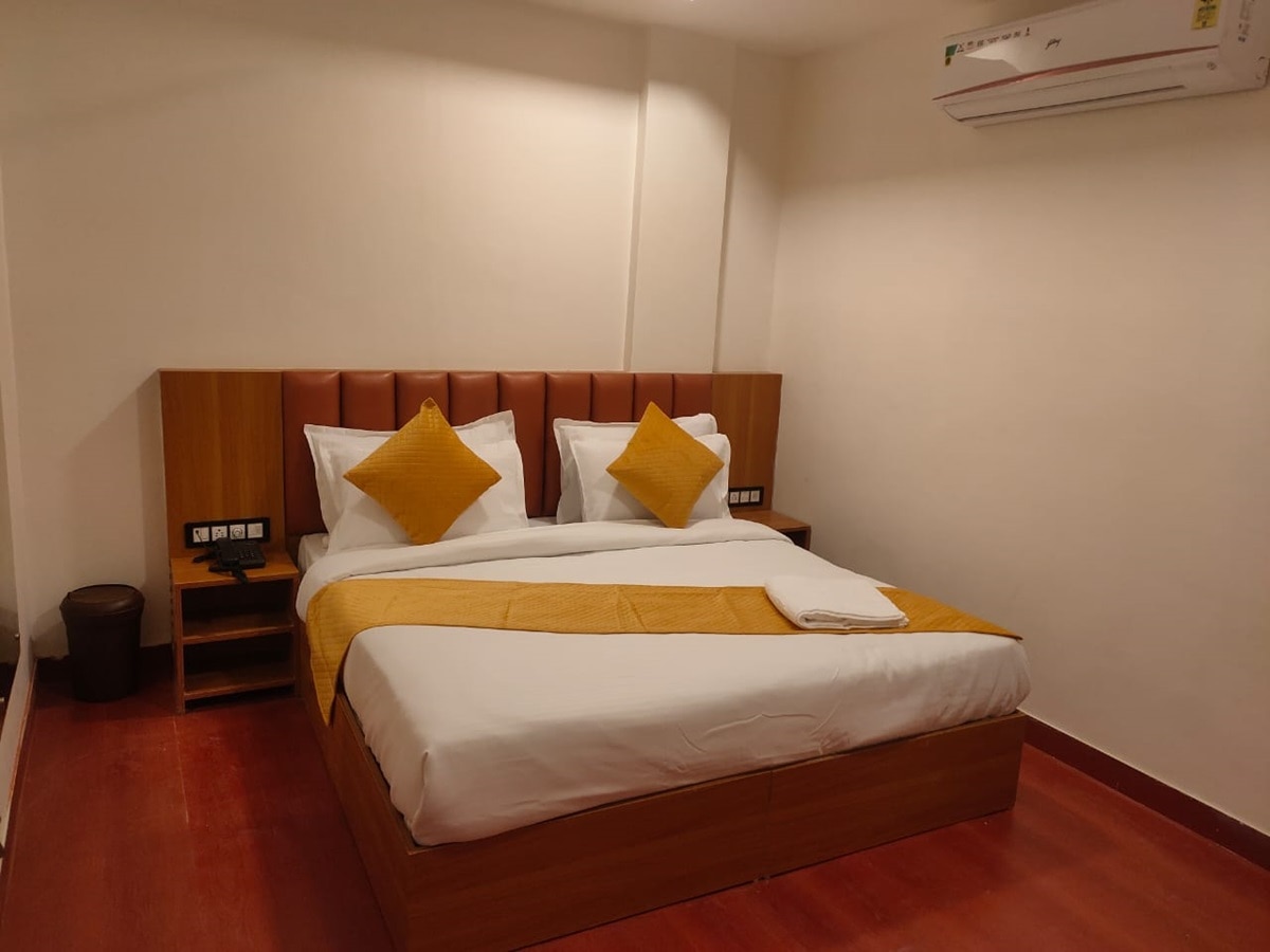 Hotel Golden Tree Hisar - Reviews, Photos & Offer