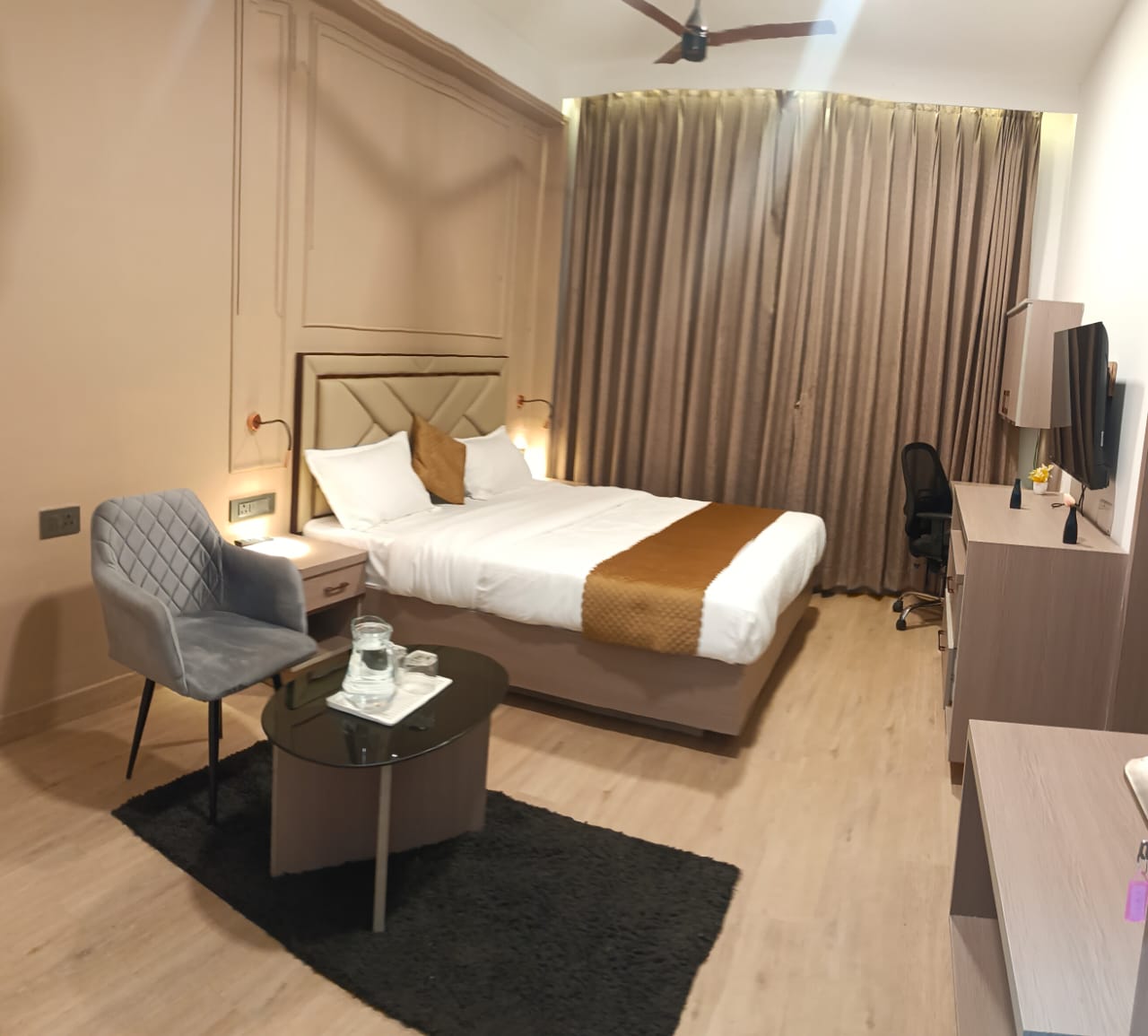 Burrows Stay 𝗕𝗢𝗢𝗞 Ooty Guest House