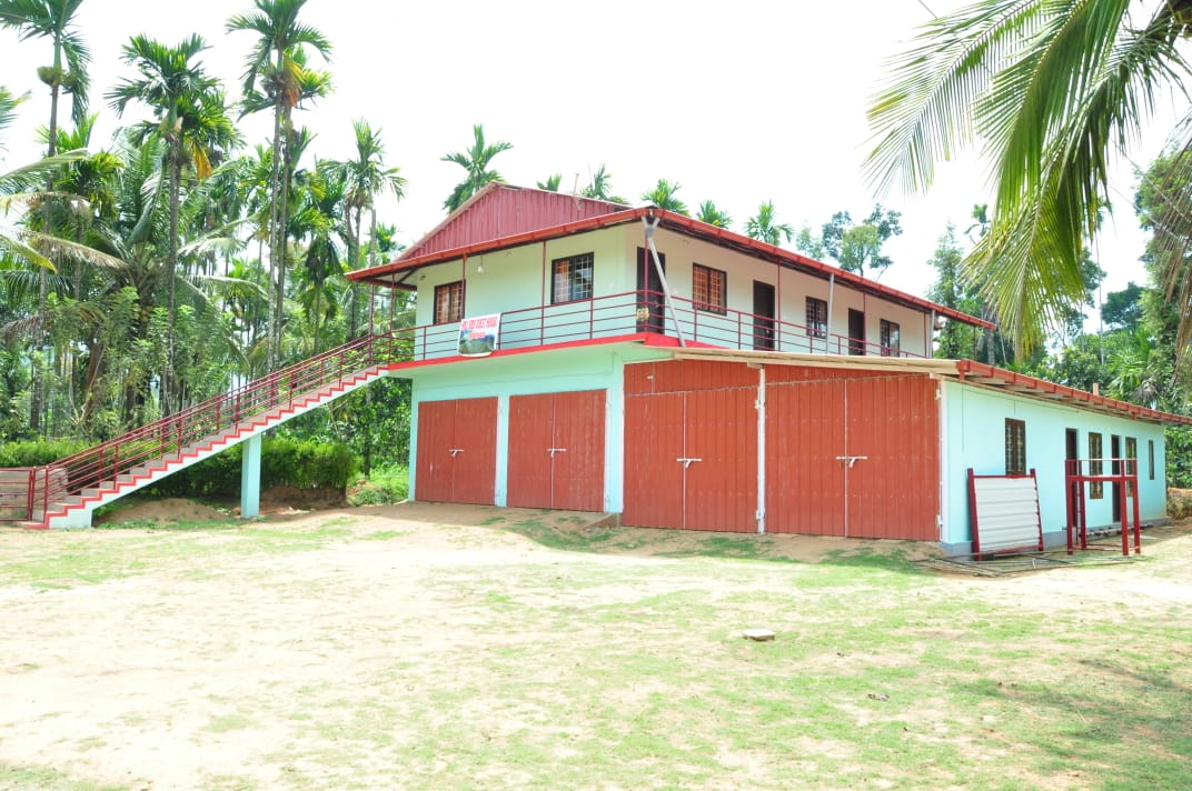 Hillside Guesthouse 𝗕𝗢𝗢𝗞 Coorg Homestay