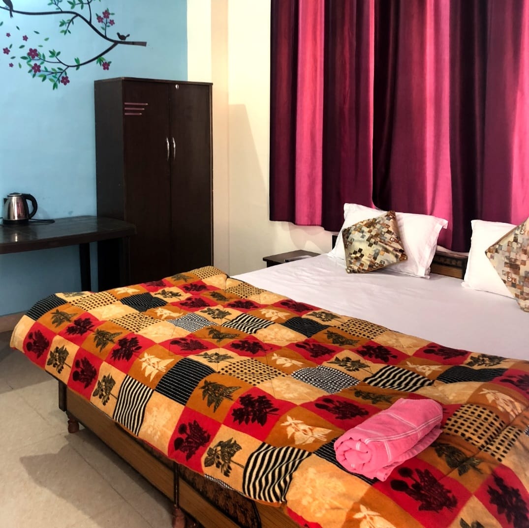 Mayank Homestay in Bir 𝗕𝗢𝗢𝗞 Bir Billing Homestay