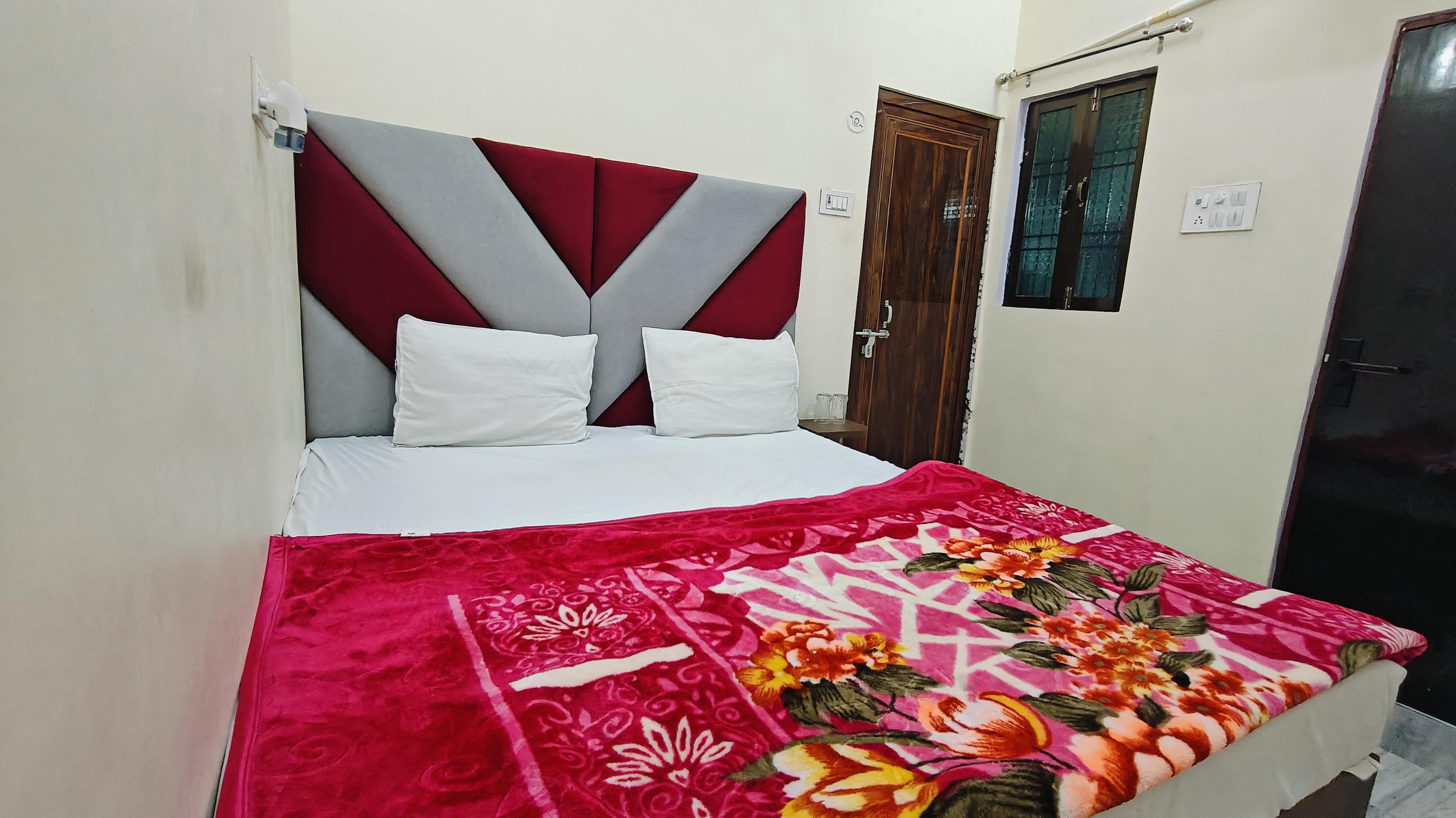 Rudraksha Guest House Near Banaras Railway Station Varanasi - Reviews ...