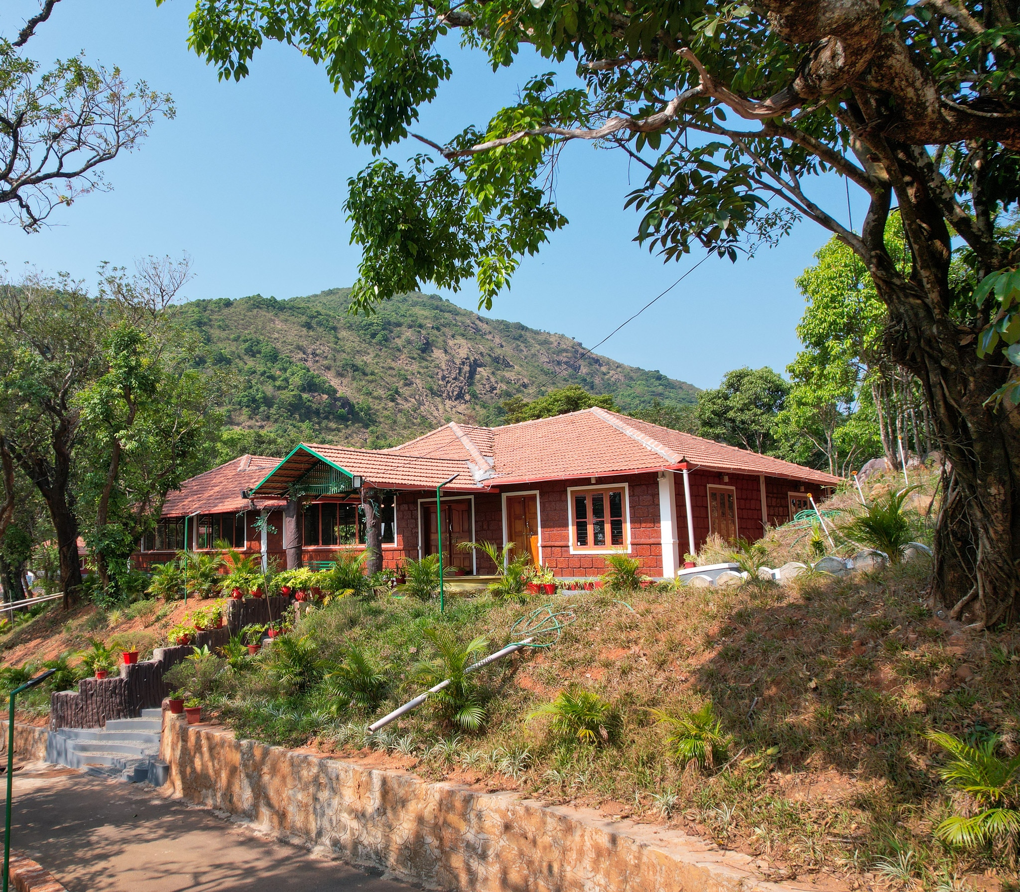 Celestial Heights Home Stay 𝗕𝗢𝗢𝗞 Coorg Resort