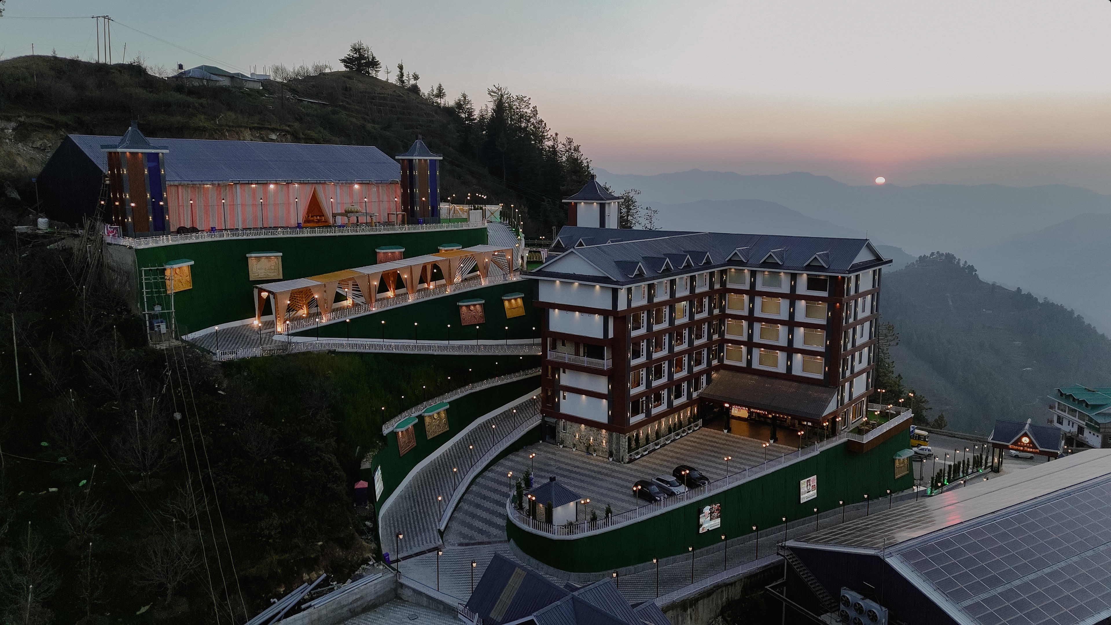MOUNT ELBRUS RESORT 𝗕𝗢𝗢𝗞 Theog Resort