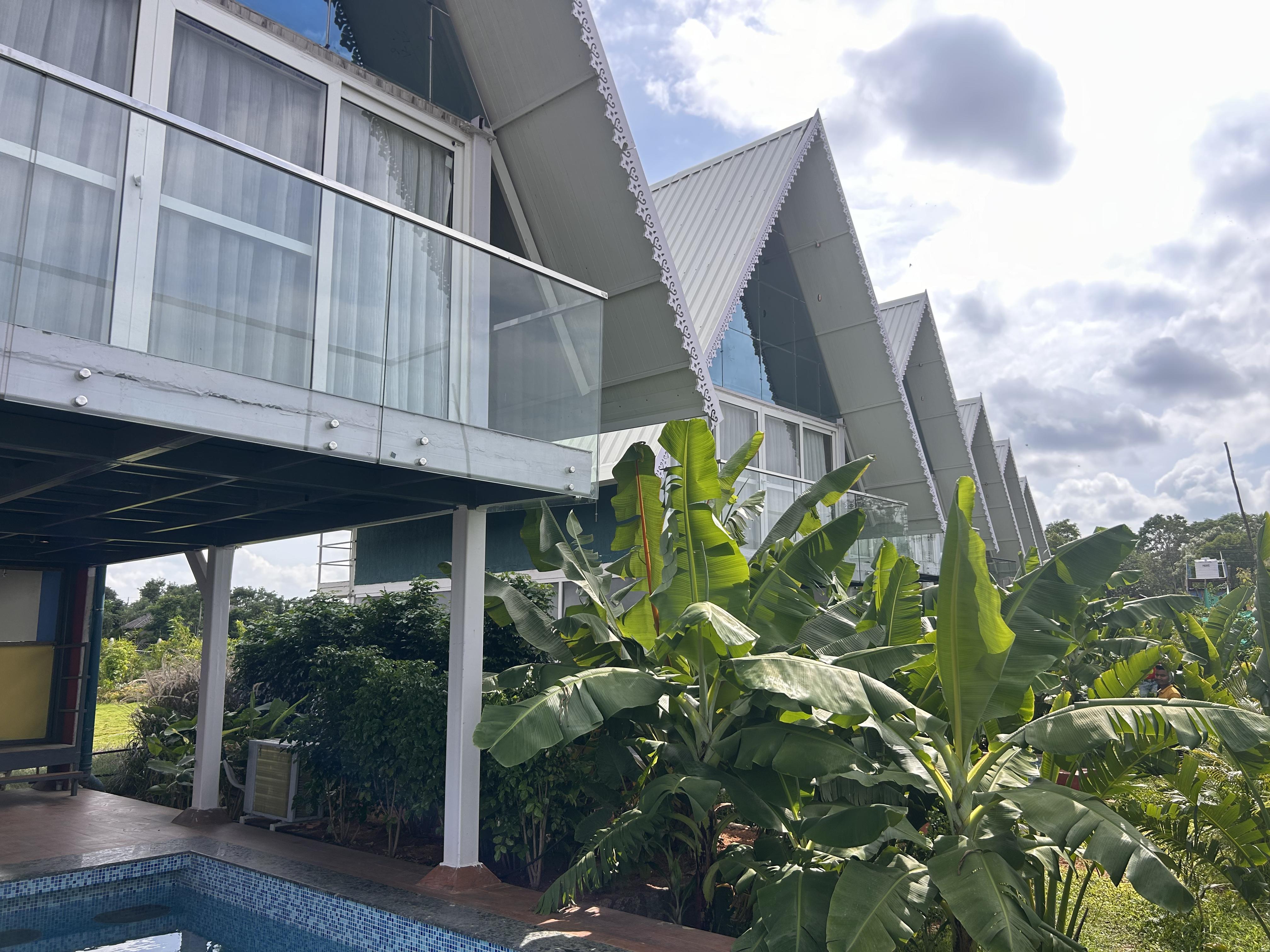 Sakhi A Luxury Lakeview Resort Chevella - Reviews, Photos & Offer