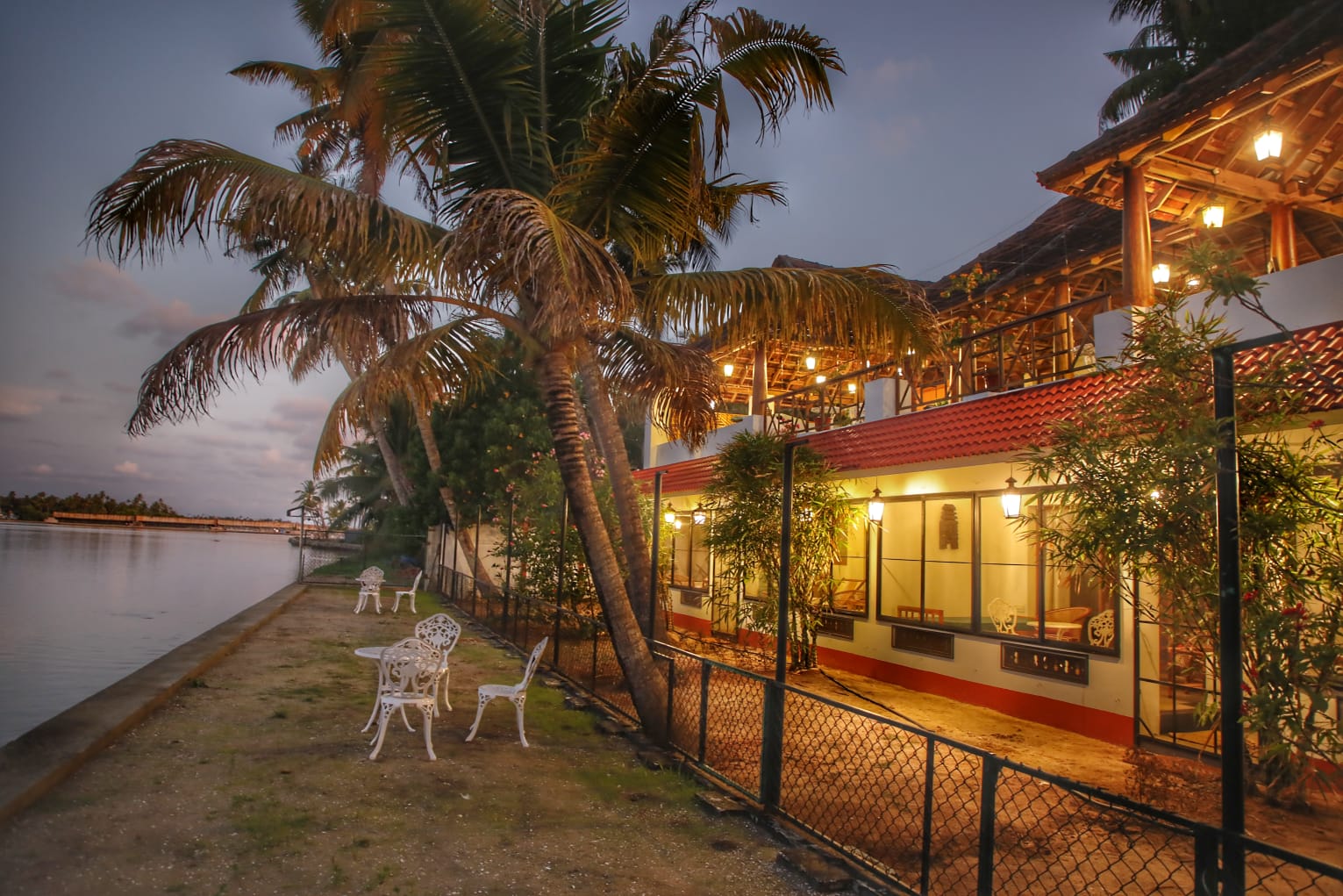 Vala House 𝗕𝗢𝗢𝗞 Cochin Homestay