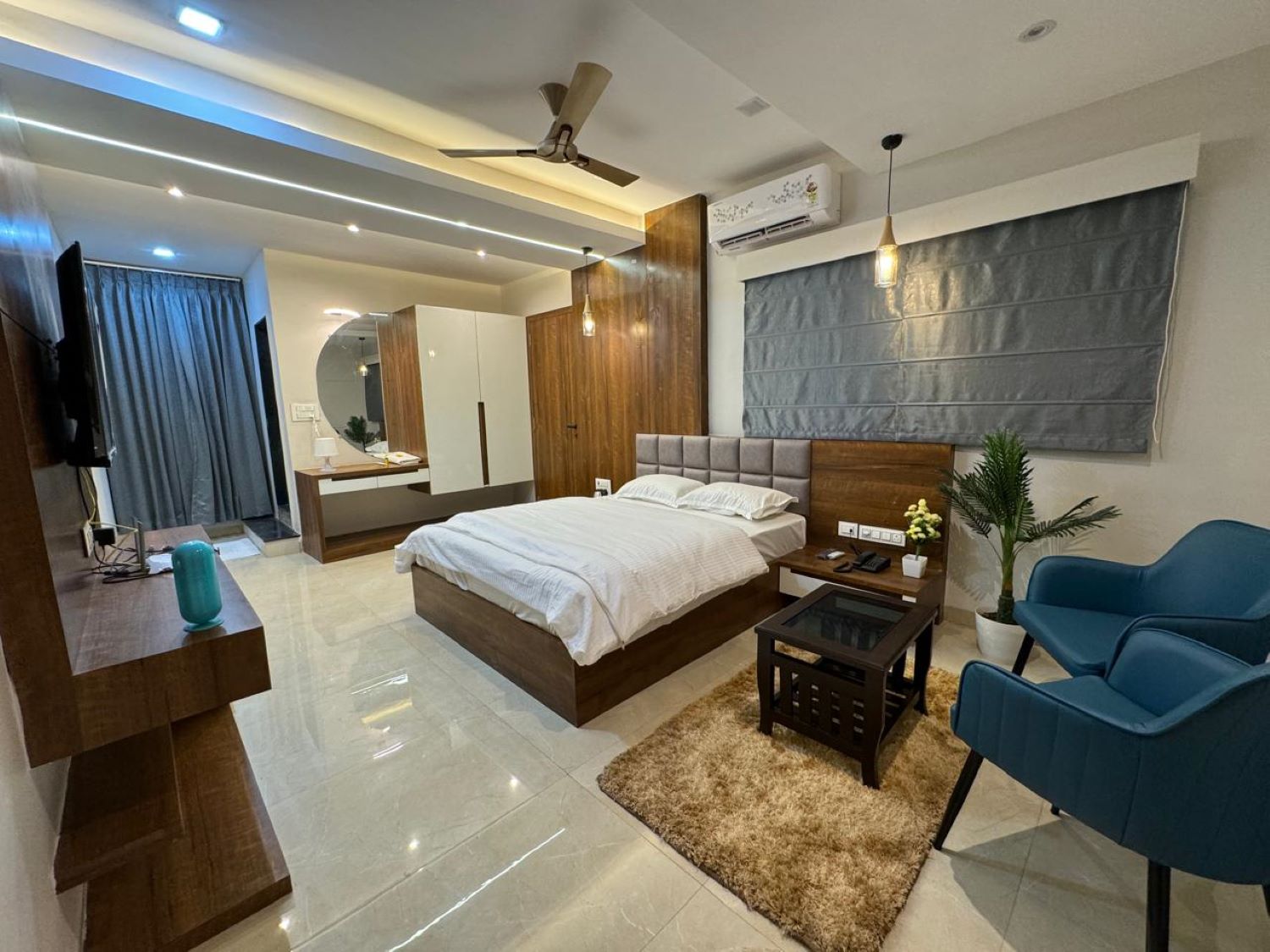 Photos of Atithi Inn - Hotel in Akluj