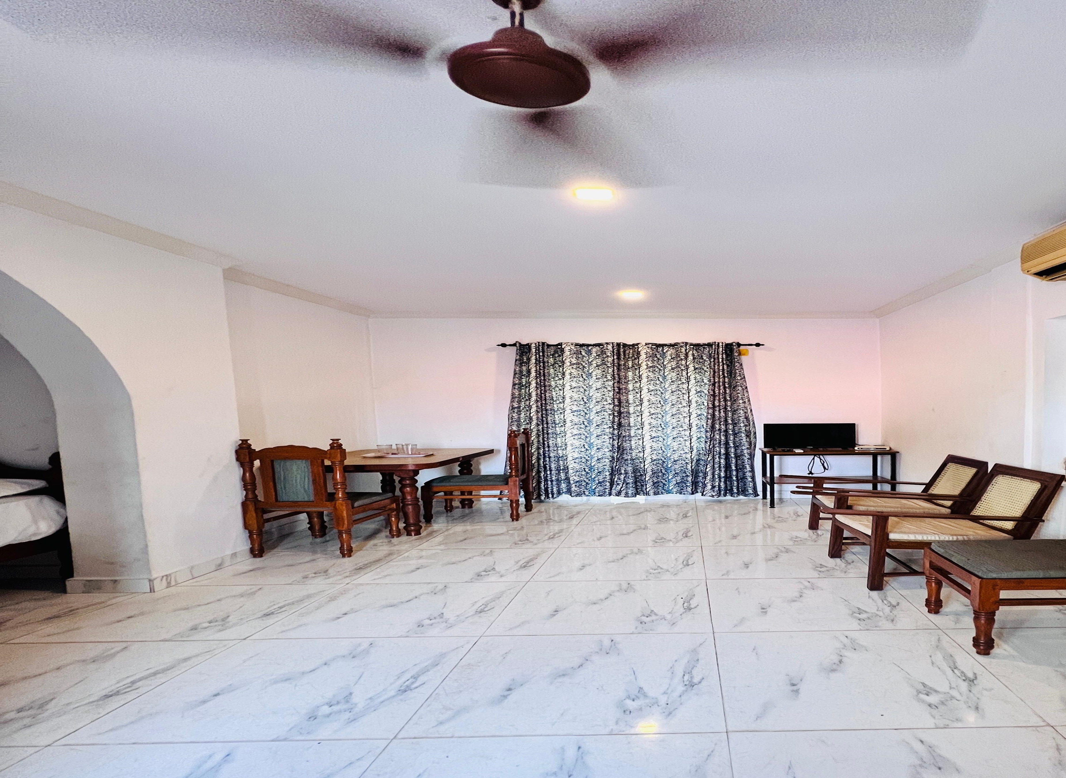 Temple View Residency 𝗕𝗢𝗢𝗞 Alleppey Homestay