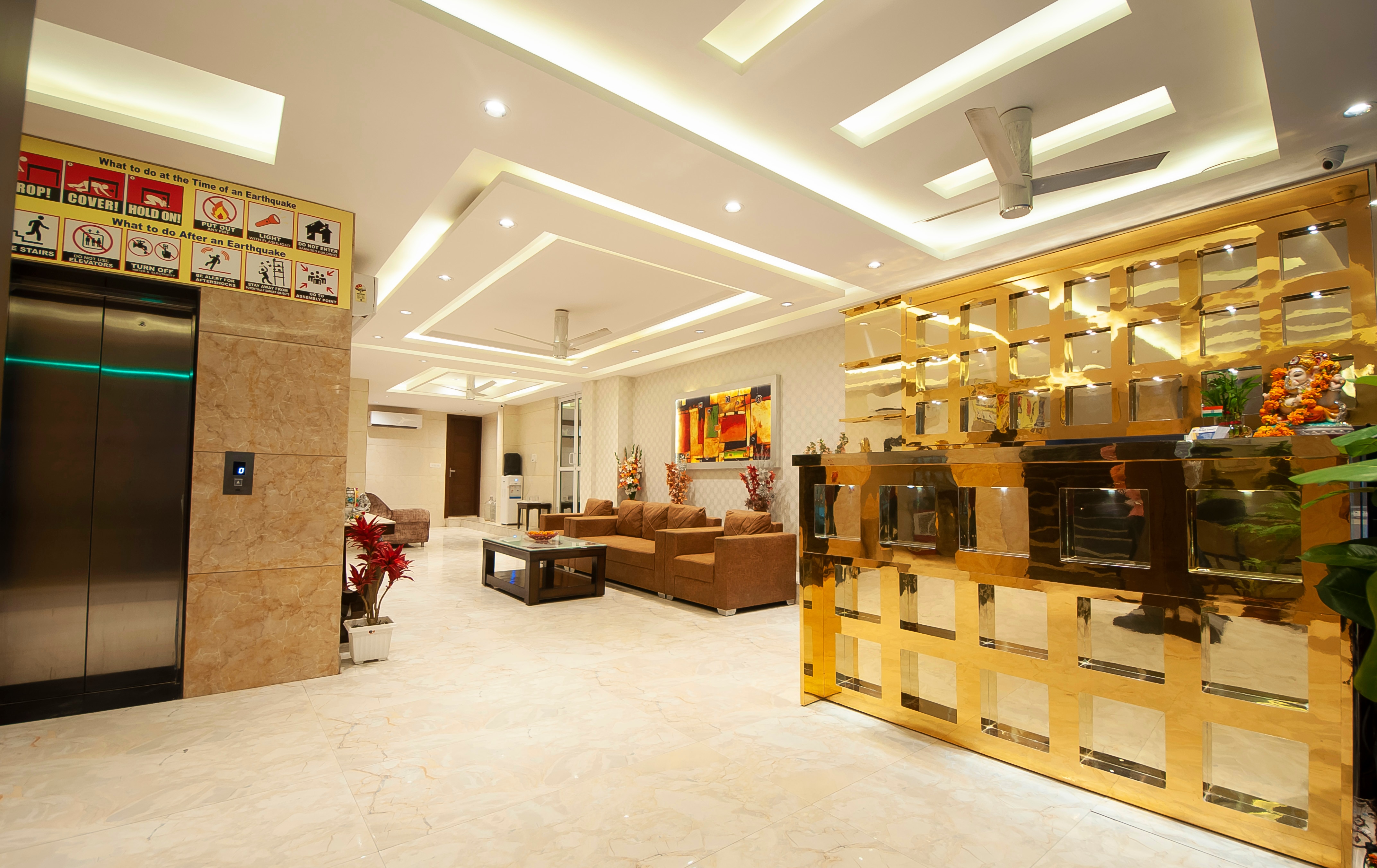 Hotel Urban Luxury by JMD Group 𝗕𝗢𝗢𝗞 Delhi Hotel