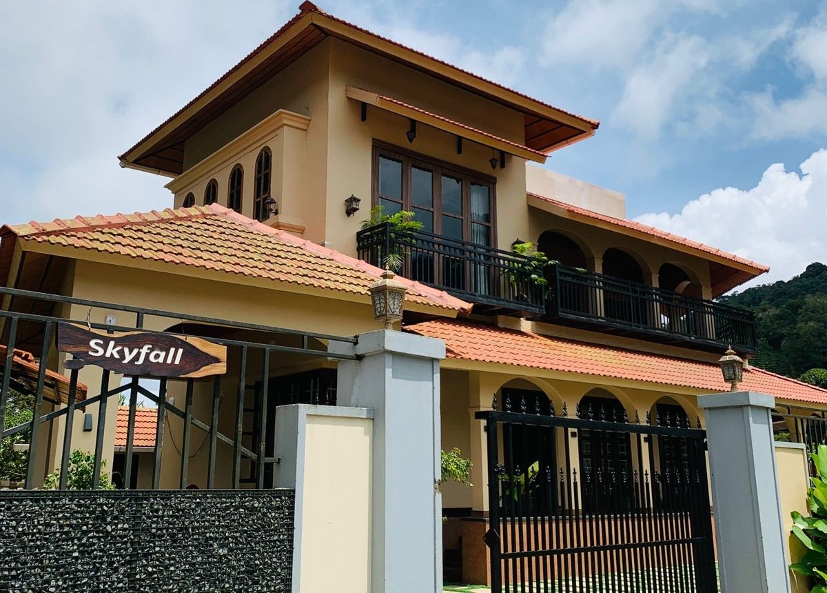SKYFALL BUNGALOW 𝗕𝗢𝗢𝗞 Wayanad Villa