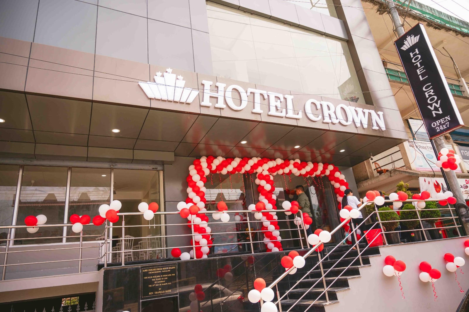 Hotel Crown 𝗕𝗢𝗢𝗞 Dimapur Hotel