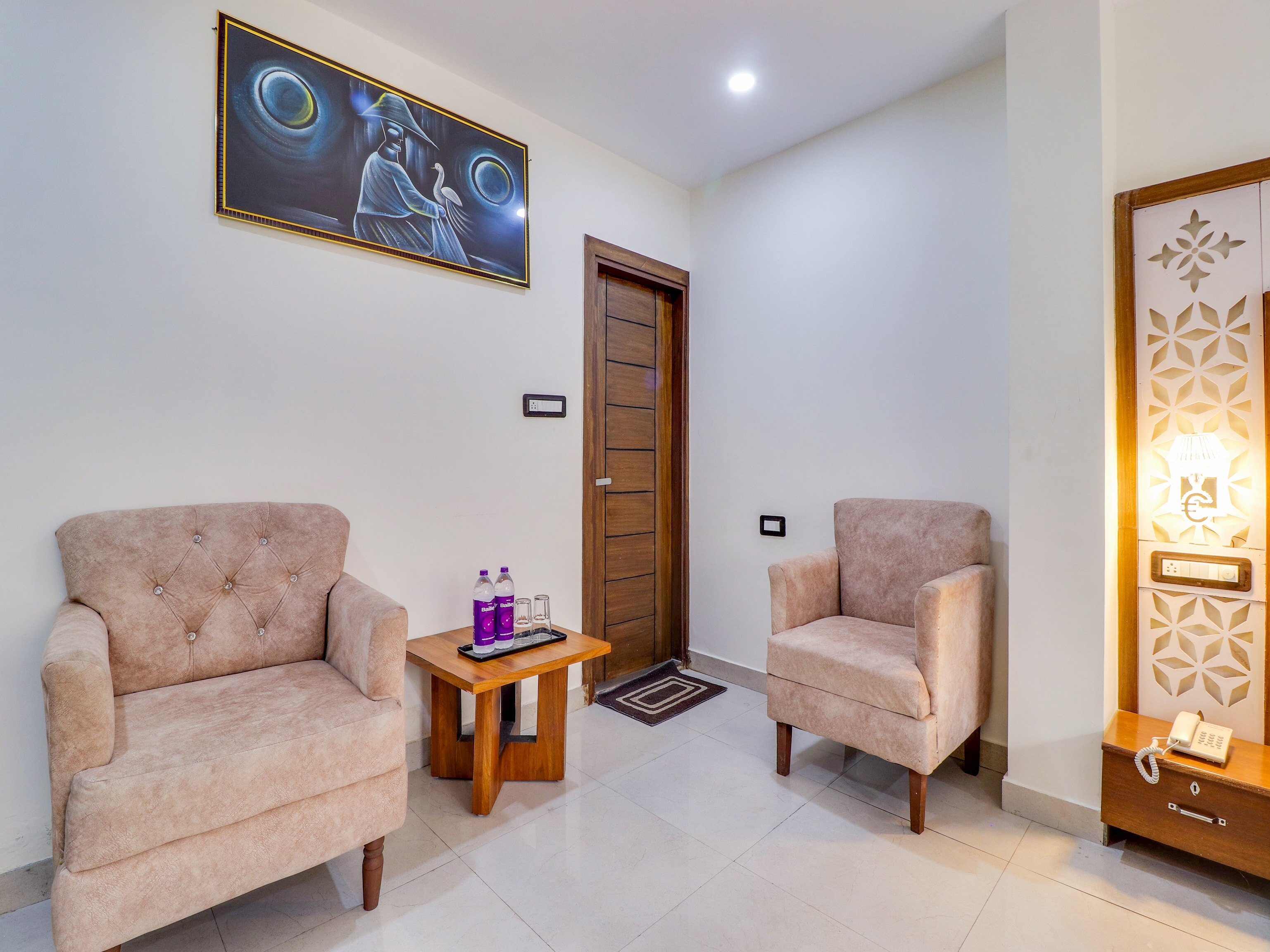 Reviews of Townhouse Club Hotel & Rooftop-Cafe - Hotel in Rishikesh