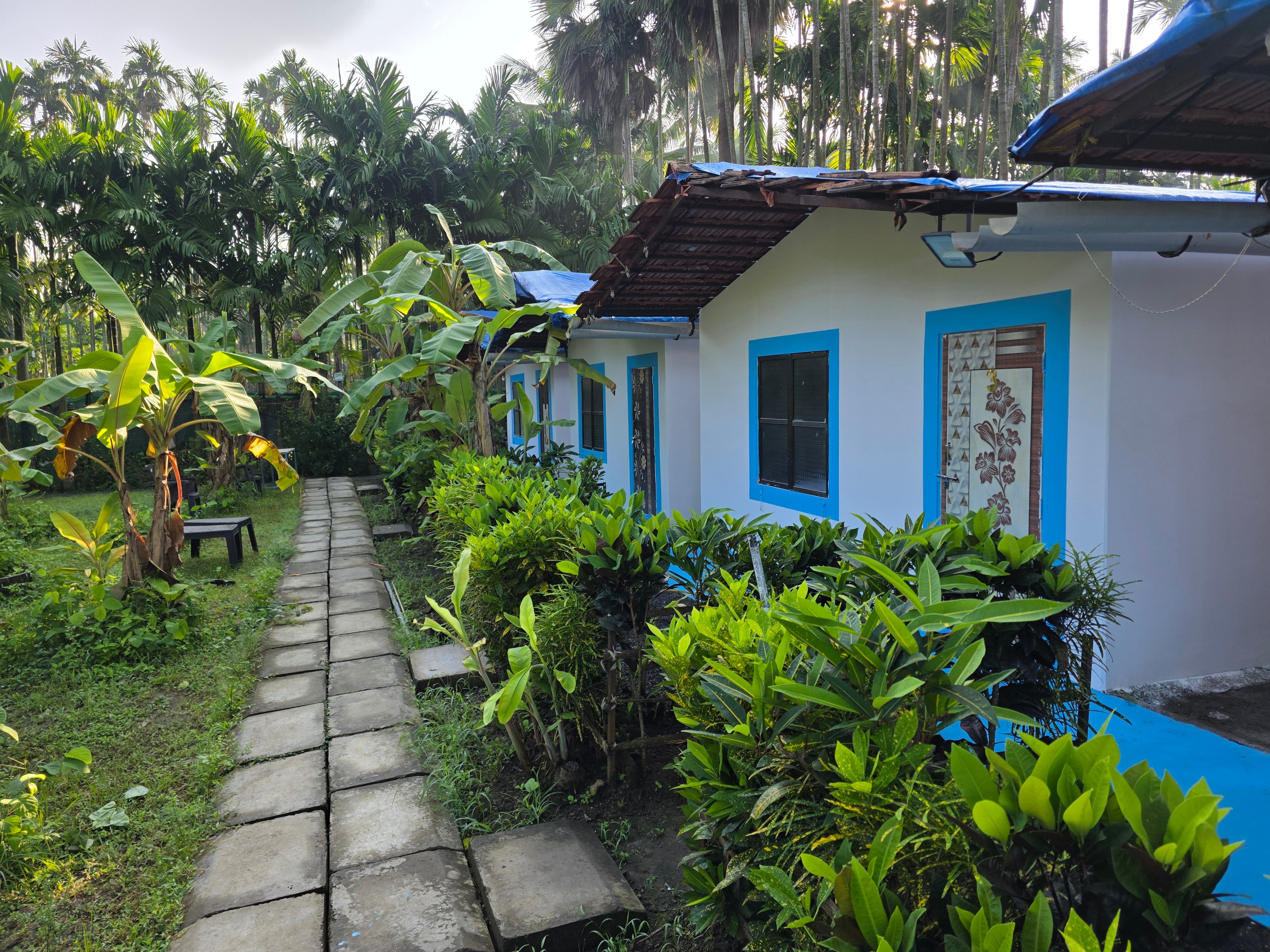 Baadal Pani The Beach Resort and Cottages 𝗕𝗢𝗢𝗞 Palghar Cottage