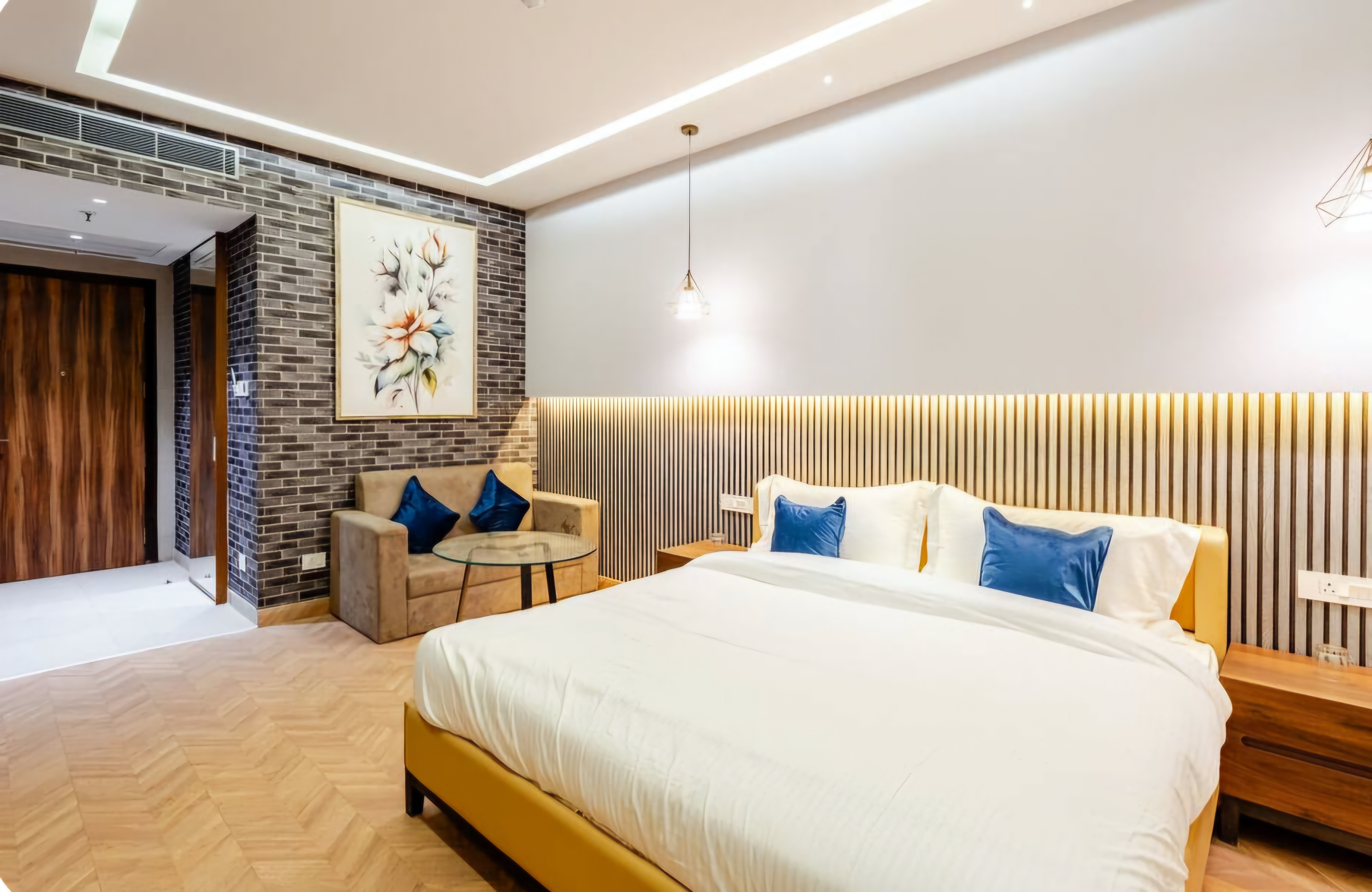 THE LUXURY STUDIO Apartment Gurgaon - Reviews, Photos & Offer