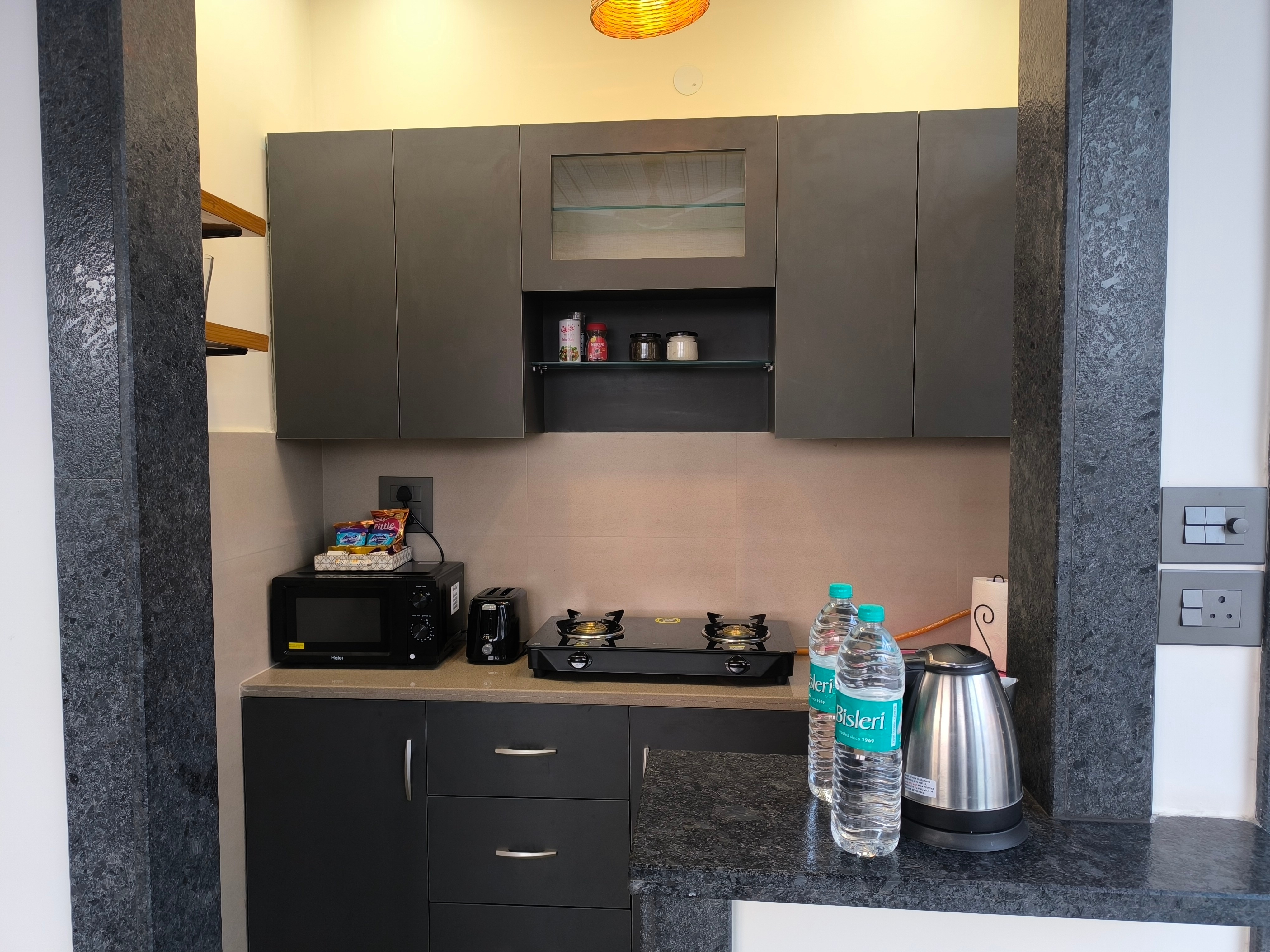 Penthouse with Panoramic View Terrace Garden 1bhk 𝗕𝗢𝗢𝗞 Delhi Homestay