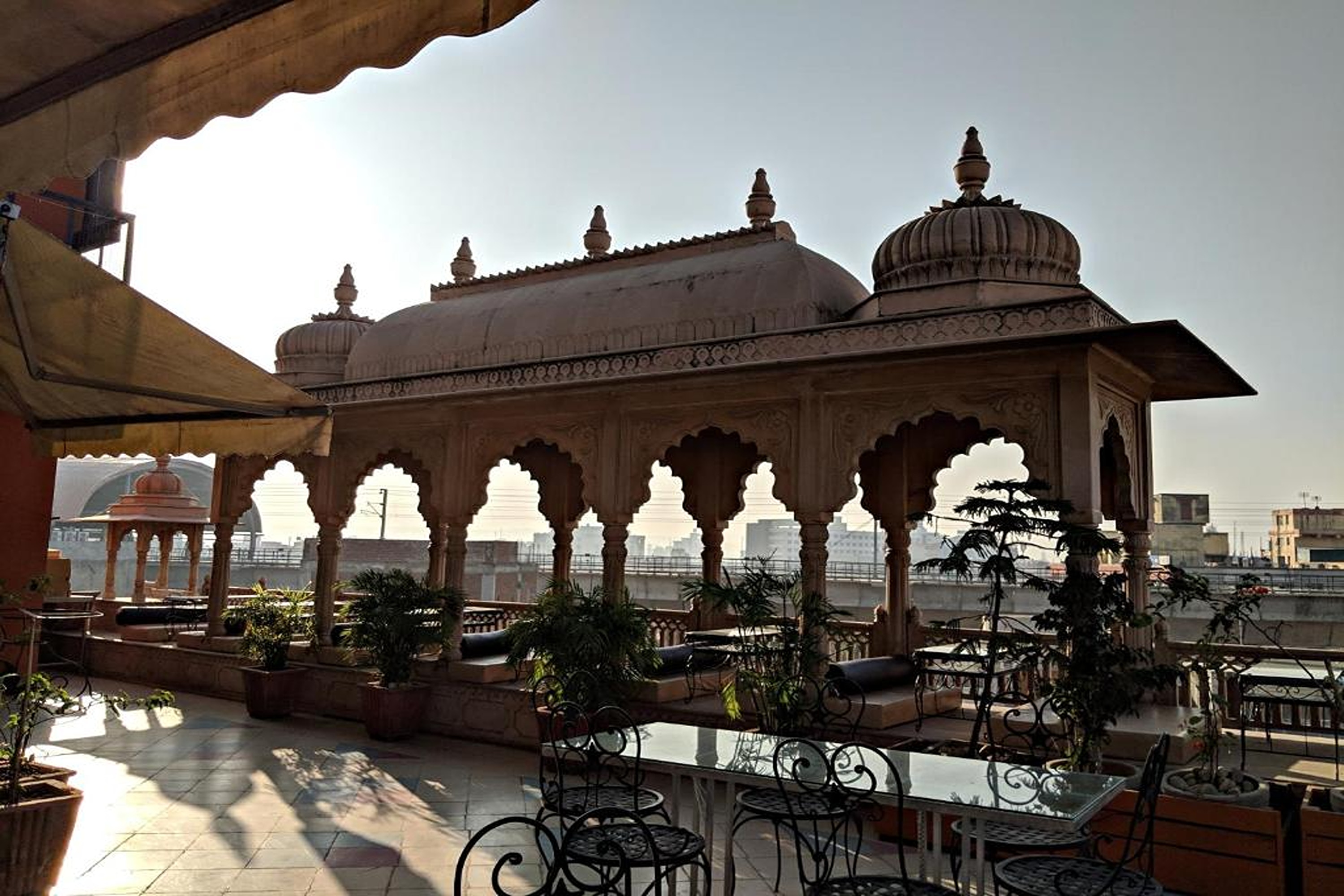 Gypsy Monkey 𝗕𝗢𝗢𝗞 Jaipur Hotel