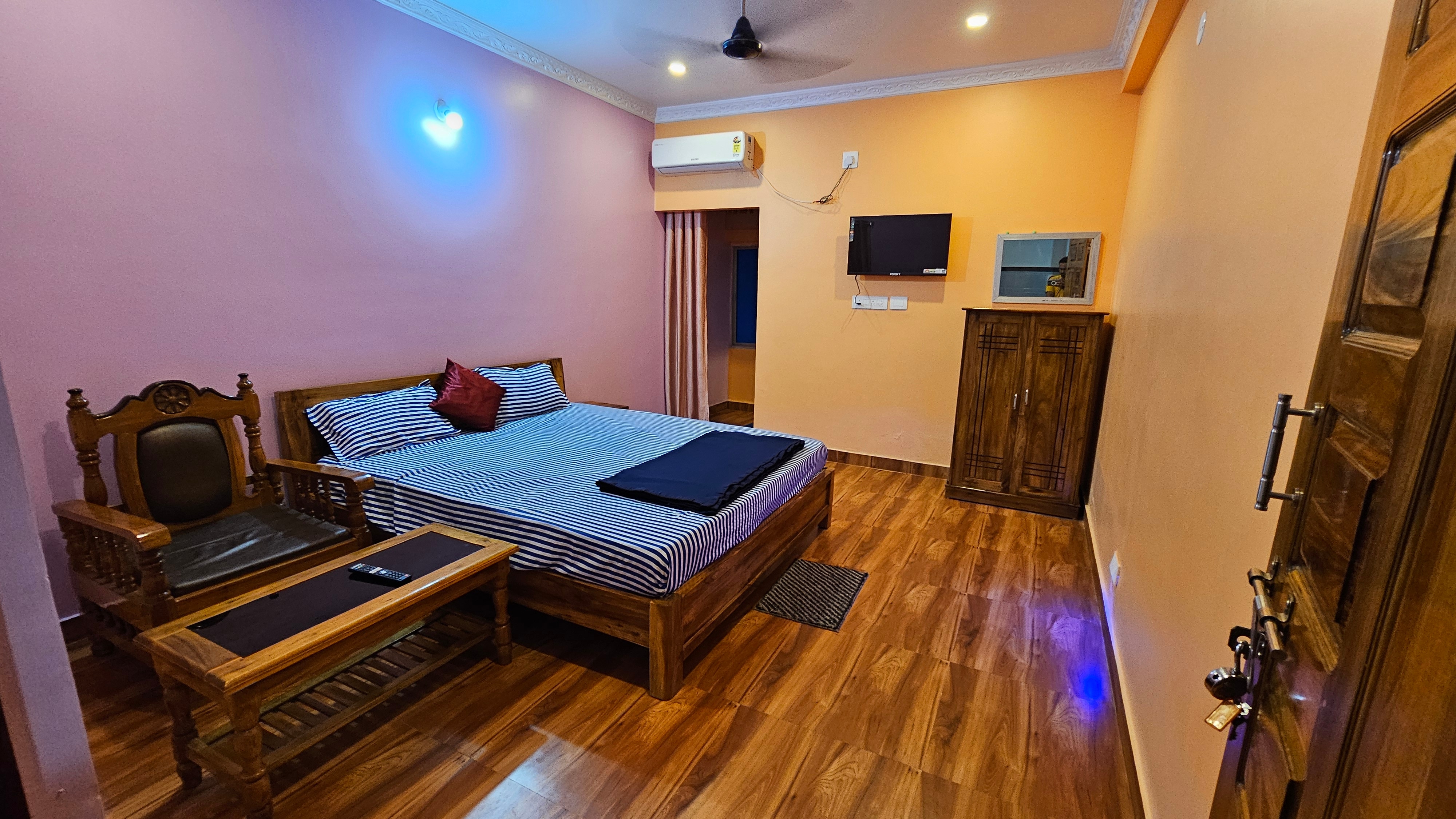 Ananga Basa Homestay Puri - Reviews, Photos & Offer