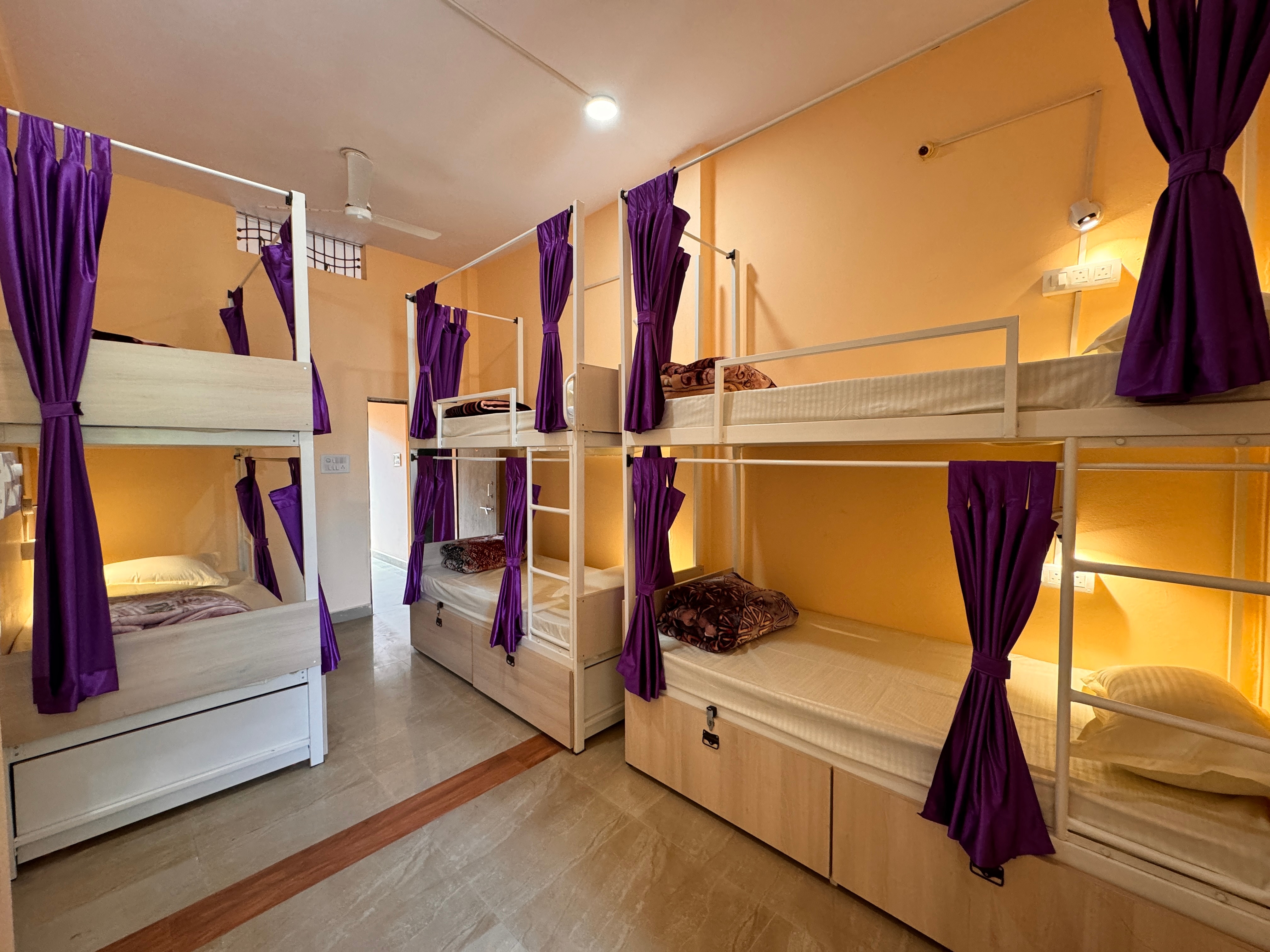 The BackpackStack 𝗕𝗢𝗢𝗞 Ujjain Hostel