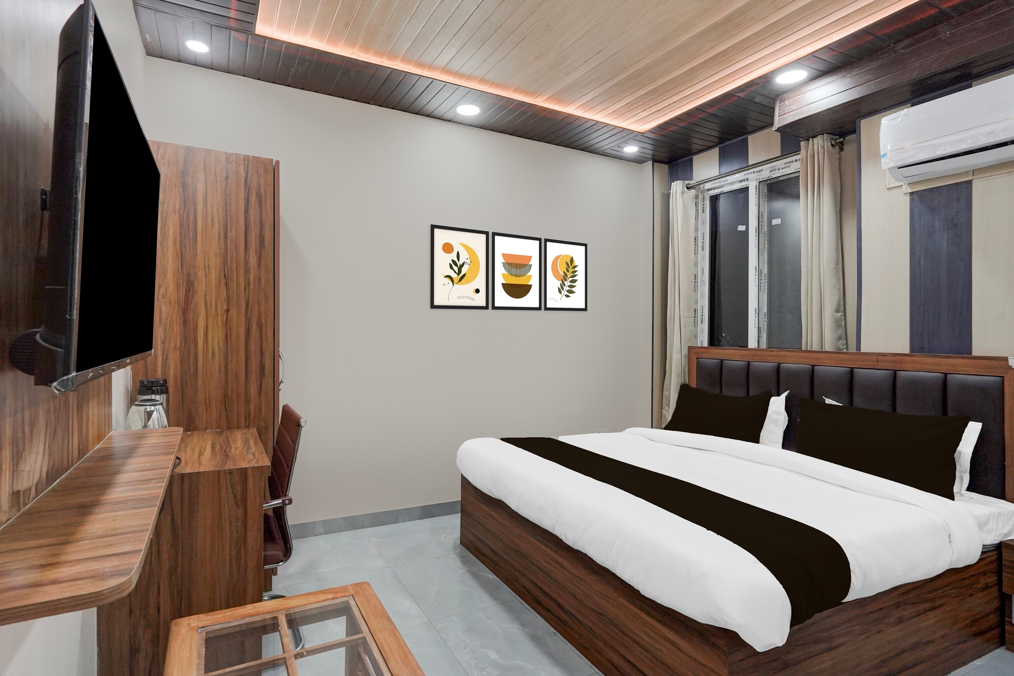 Photos of Hotel O THE GOMTI GLITZ - Hotel in Lucknow