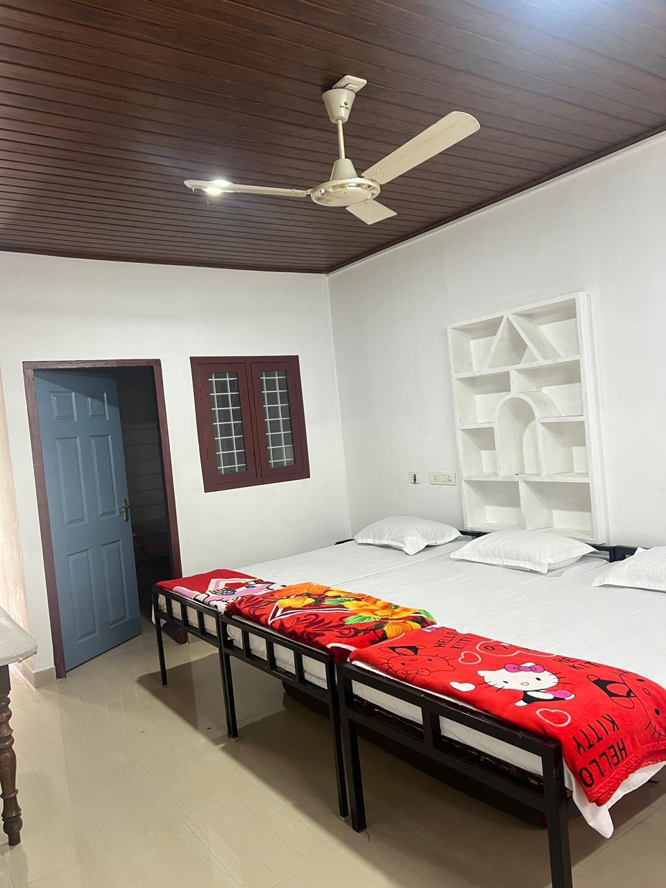 Pookode Service Villa 𝗕𝗢𝗢𝗞 Wayanad Homestay