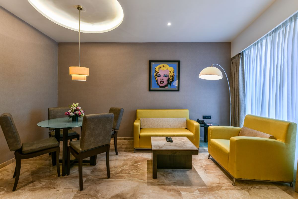 The Regale by Tunga Hotel Mumbai - Reviews, Photos & Offer