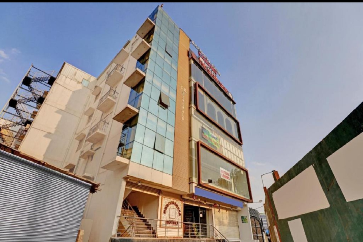 Dhanvitha Suites 𝗕𝗢𝗢𝗞 Bangalore Hotel