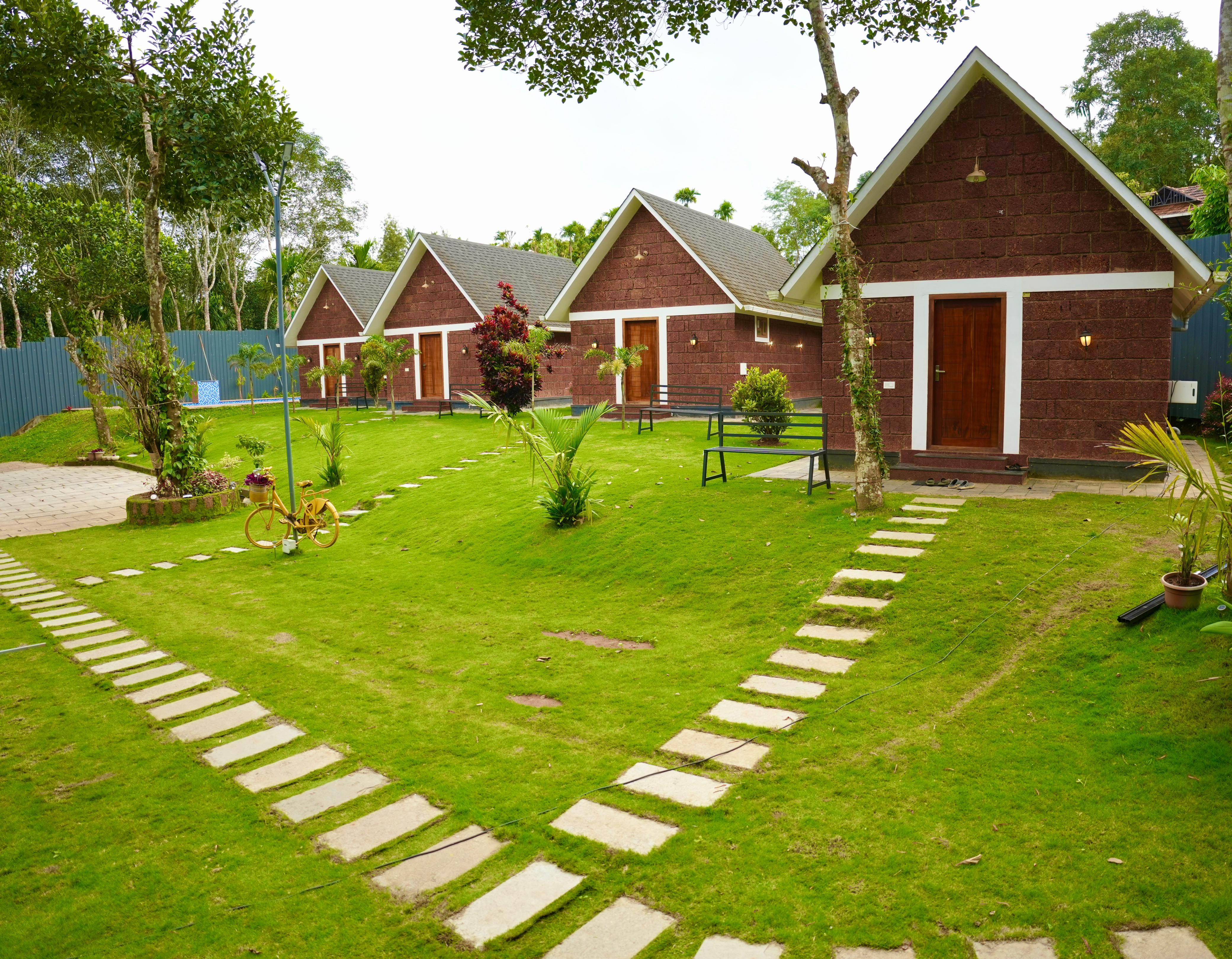 Misty Forest Cottages | Jungle View 𝗕𝗢𝗢𝗞 Wayanad Cottage
