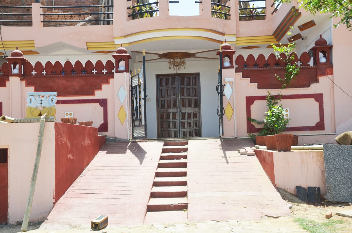 Amenities of Sarla Resorts